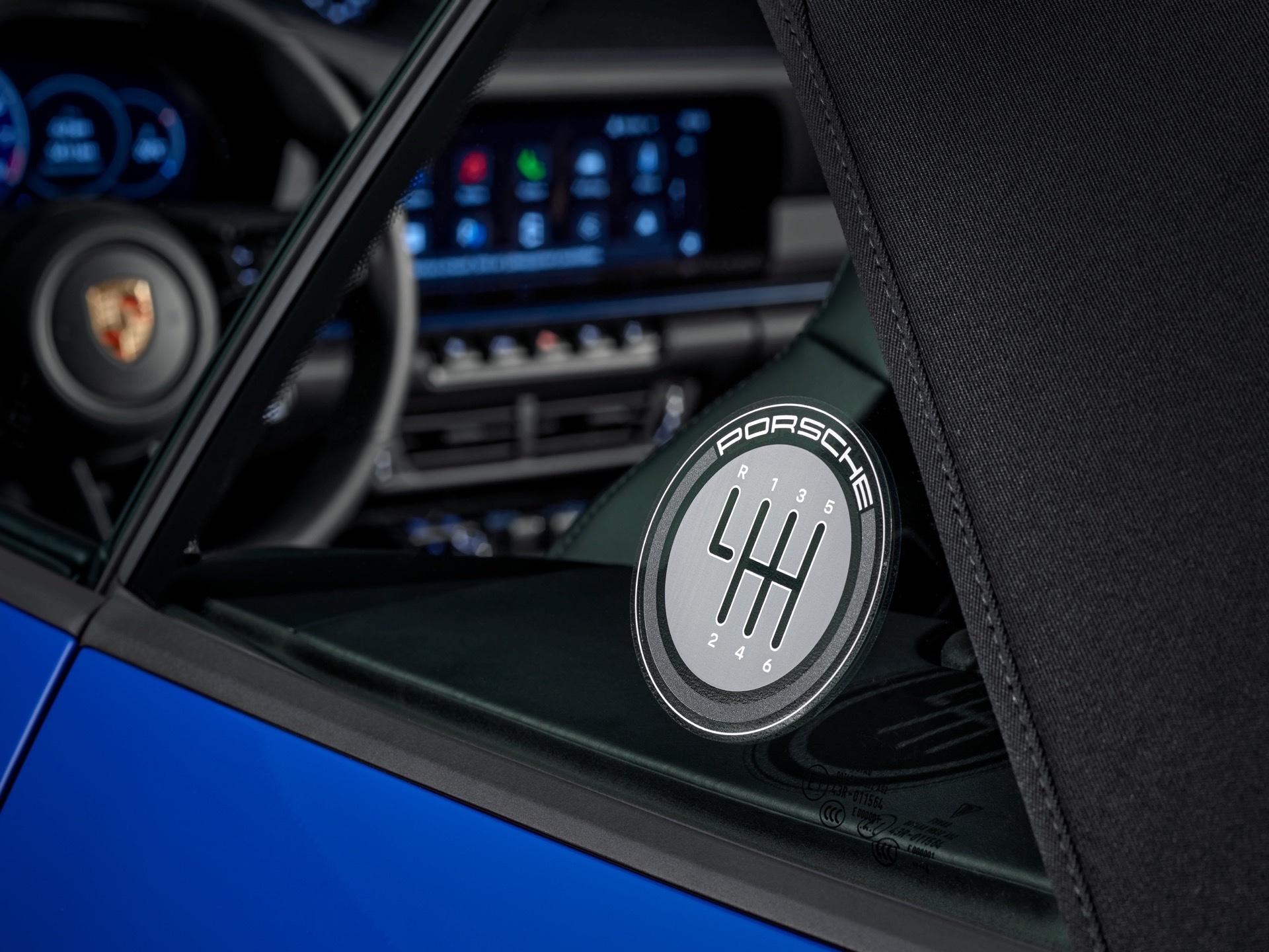 2025 Porsche 911 Carrera T Is A 6sp Manual-Only ‘Lightweight’ That’s ...