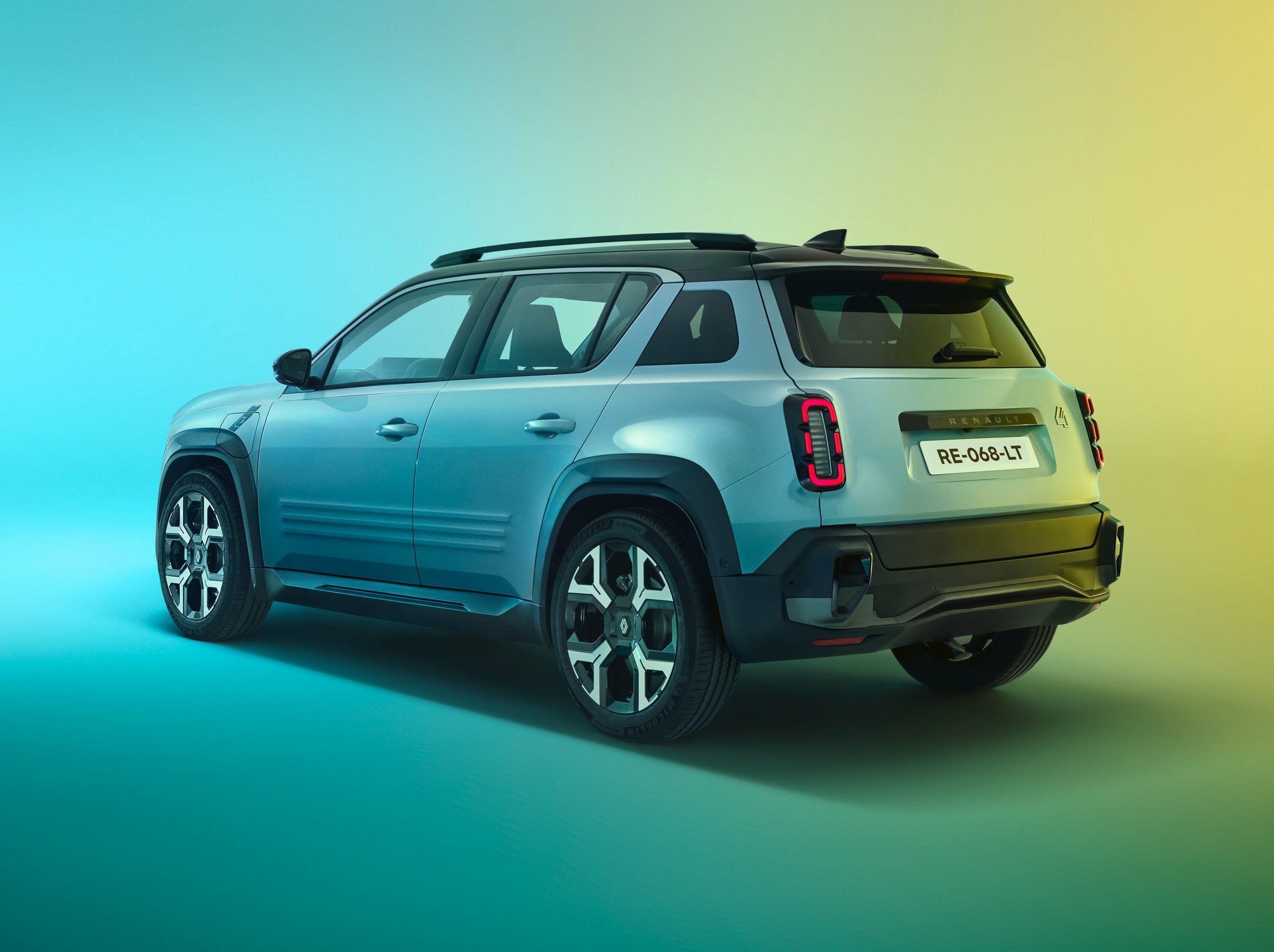 2025 Renault 4 E-Tech Is A Small Electric SUV With Retro Looks | Carscoops