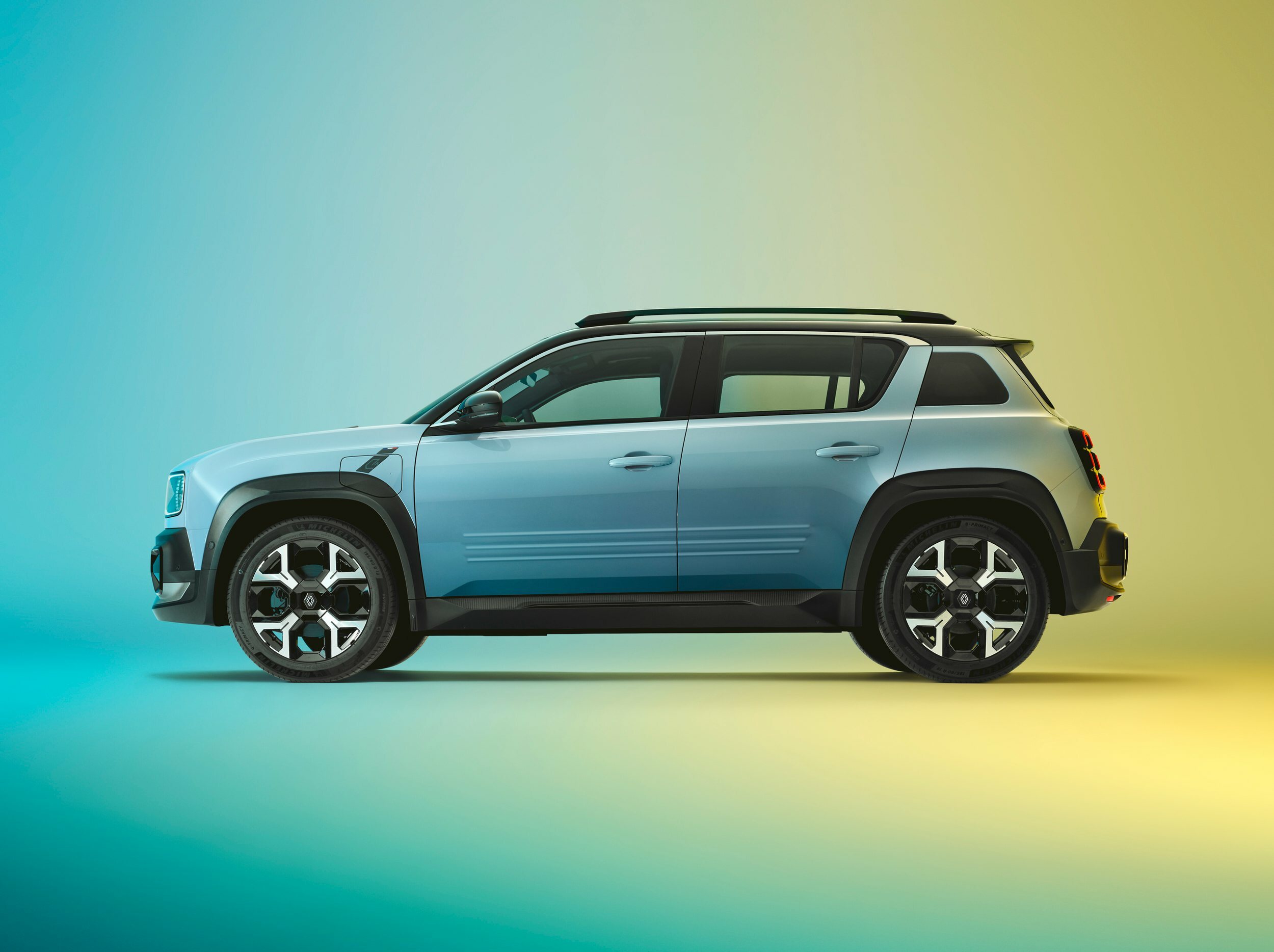 2025 Renault 4 E-Tech Is A Small Electric SUV With Retro Looks | Carscoops