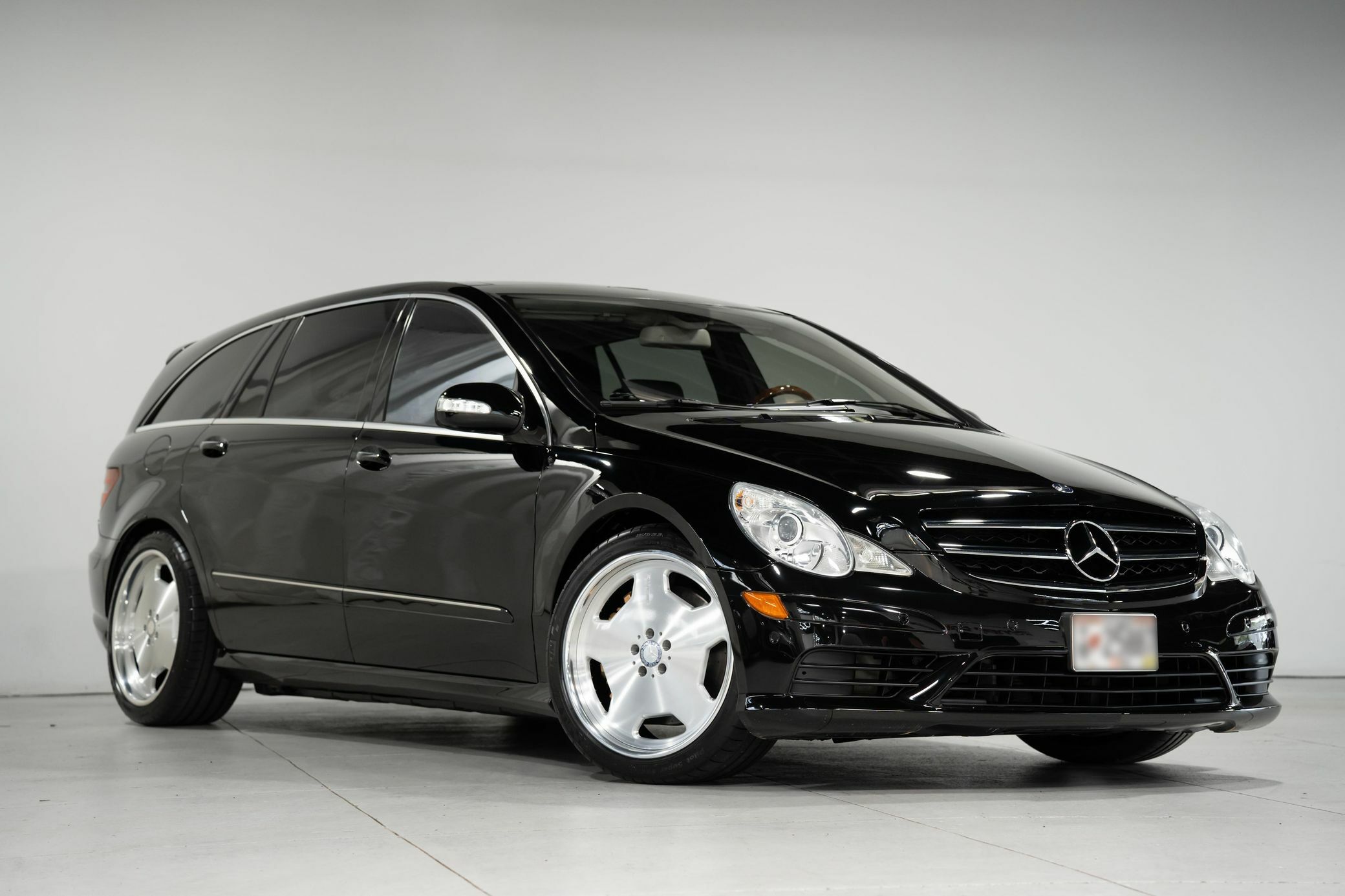 This Mercedes-AMG Minivan Racked Up $42,000 In Service Costs Over 5 ...