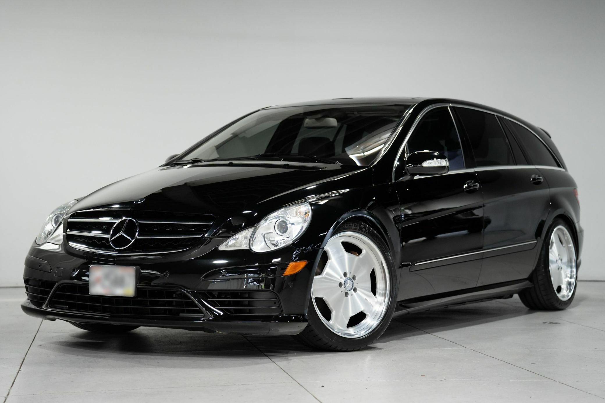 This Mercedes-AMG Minivan Racked Up $42,000 In Service Costs Over 5 ...