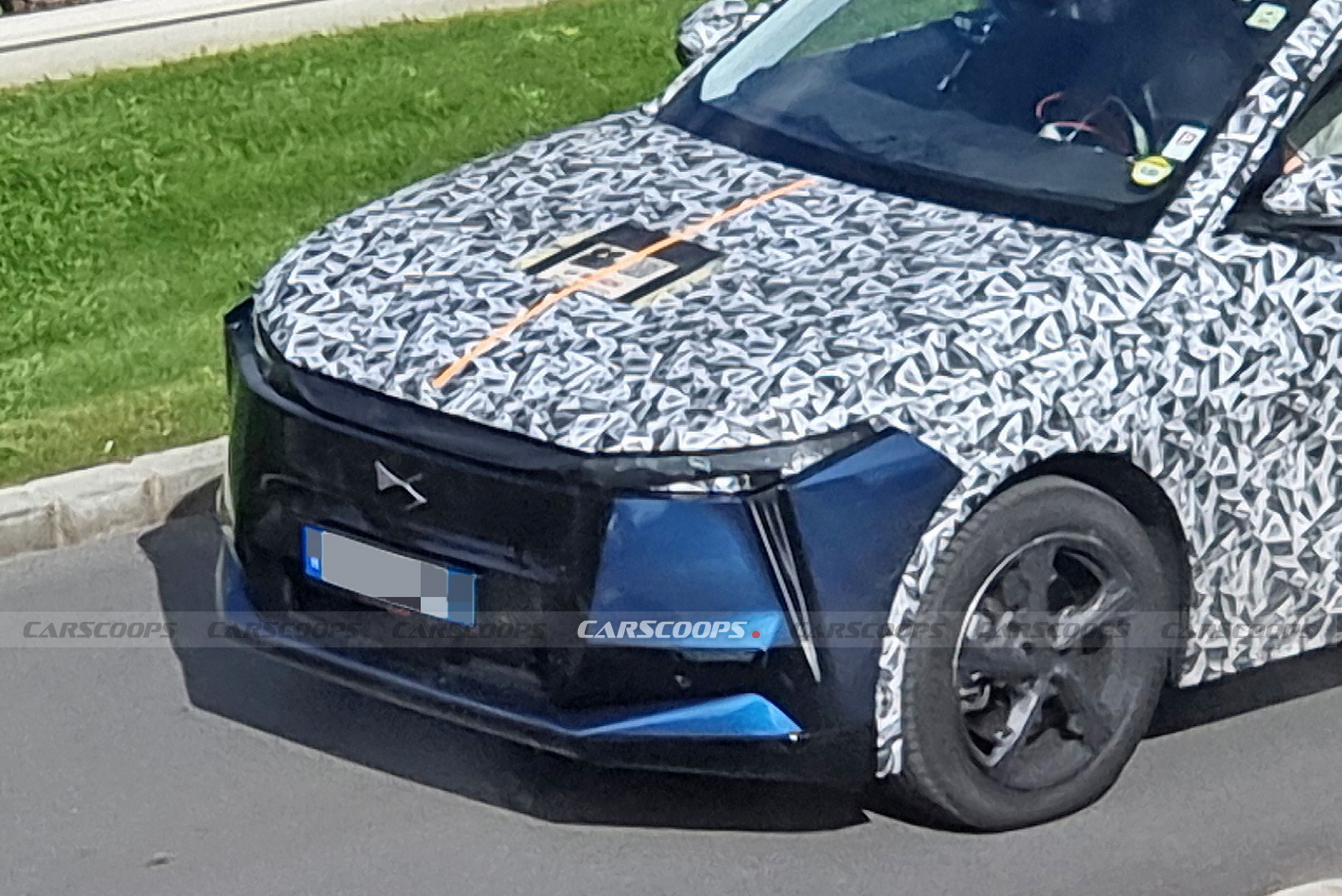 2025 DS8 Flagship Caught Bare-Faced Ahead Of Imminent Debut | Carscoops