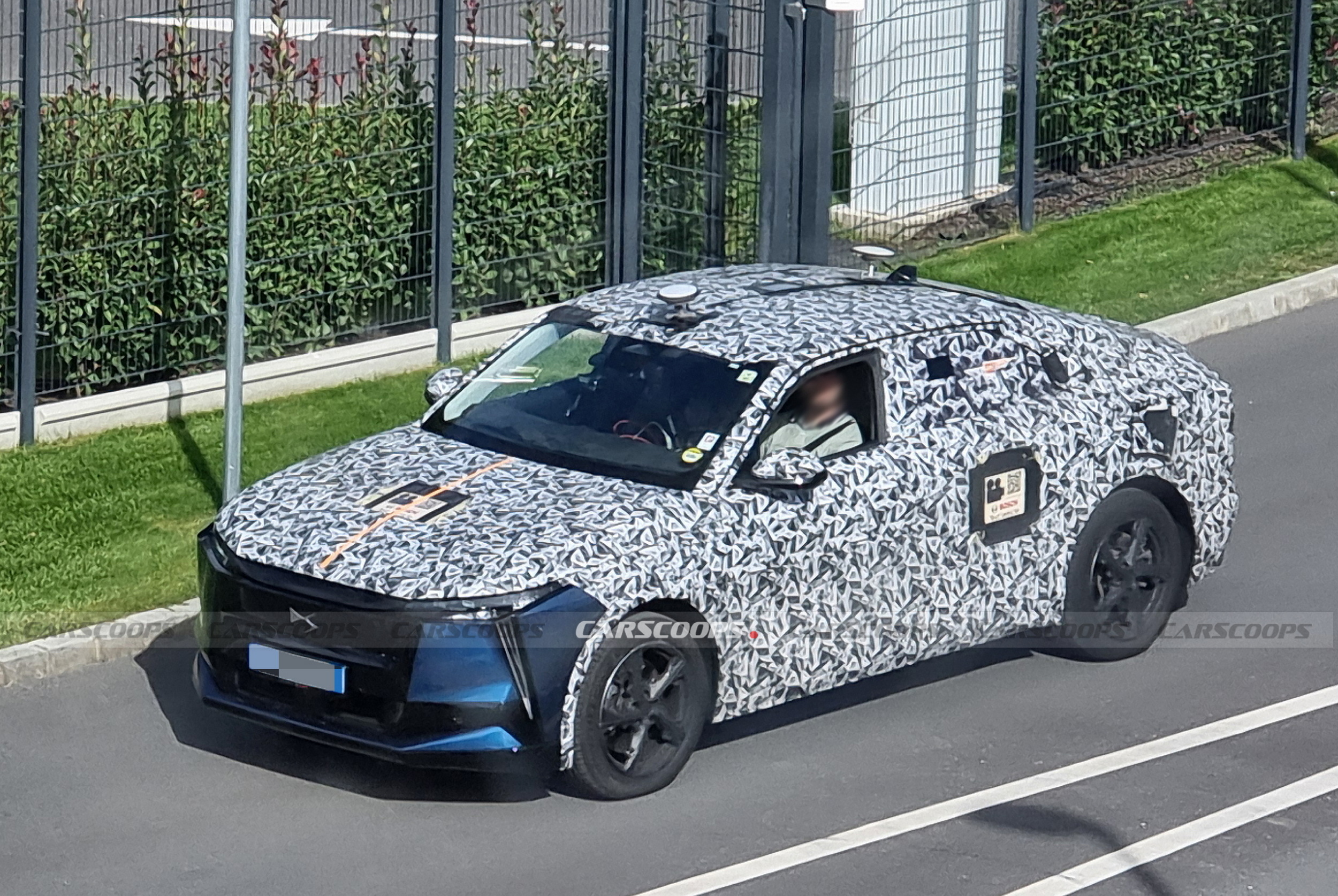 2025 DS8 Flagship Caught Bare-Faced Ahead Of Imminent Debut | Carscoops