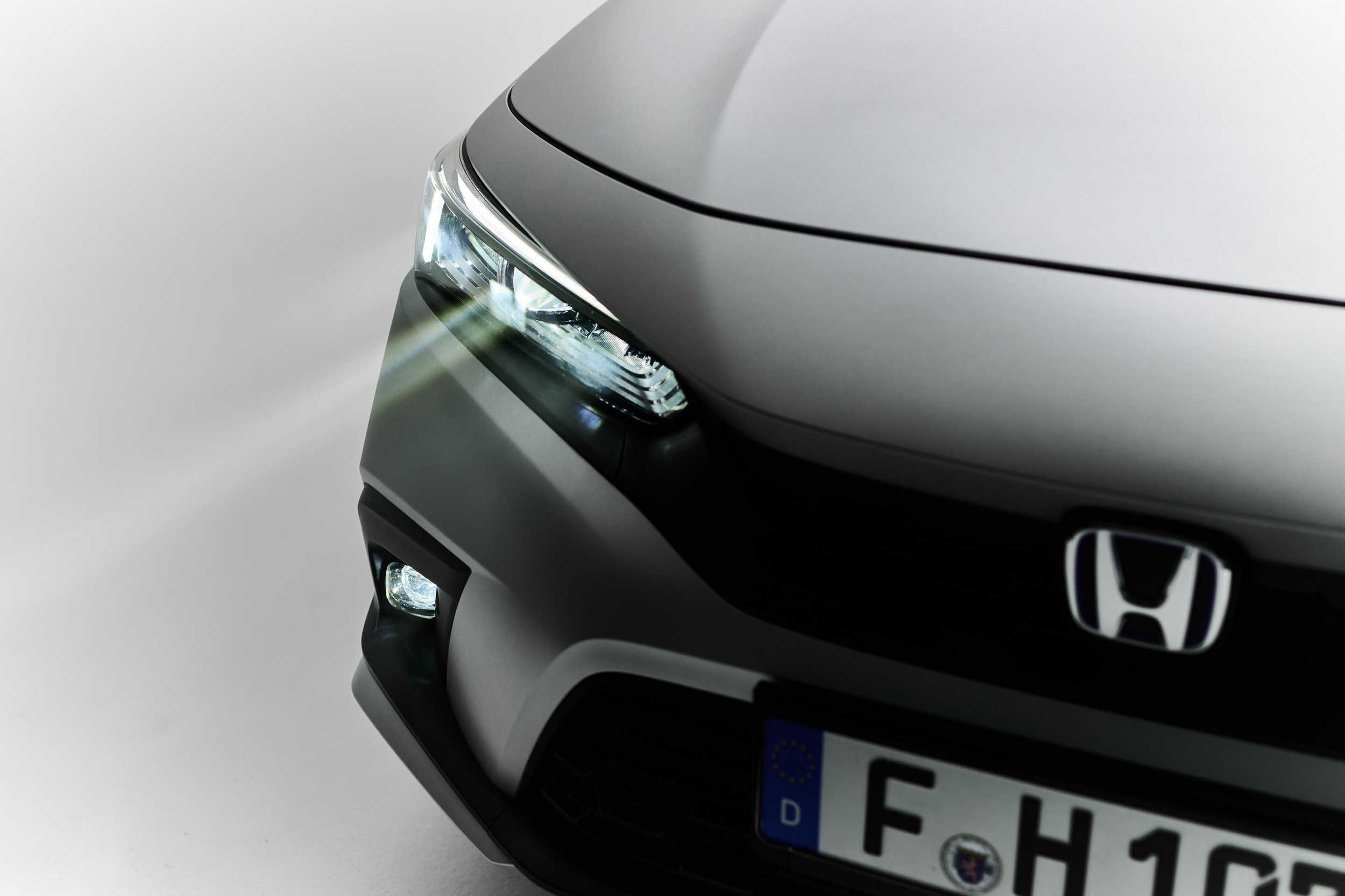 Honda Just Made The World’s Silveriest Civic And It’s 64% Real Silver ...