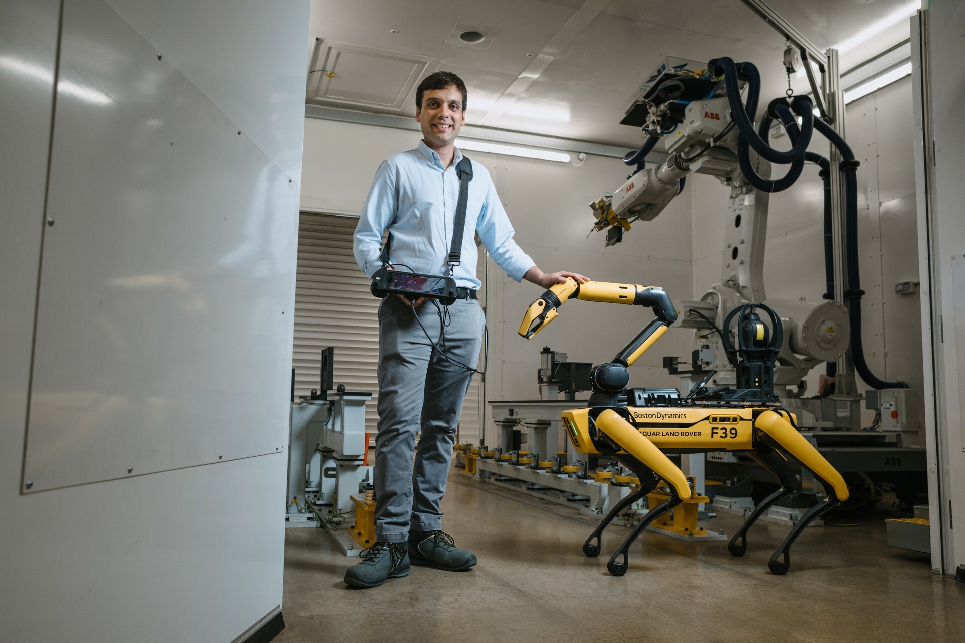 JLR Employs Robot Dog That Can Hear Gas Leaks And Inspect Plant ...