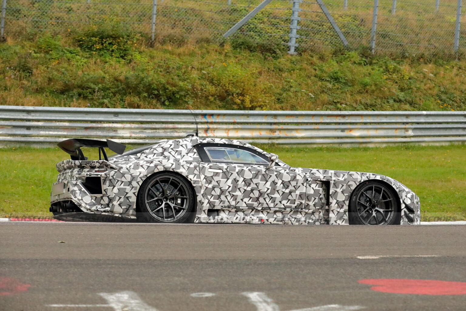 New Lexus LFR Supercar Reveals Interior And Confirms V8 Hybrid ...