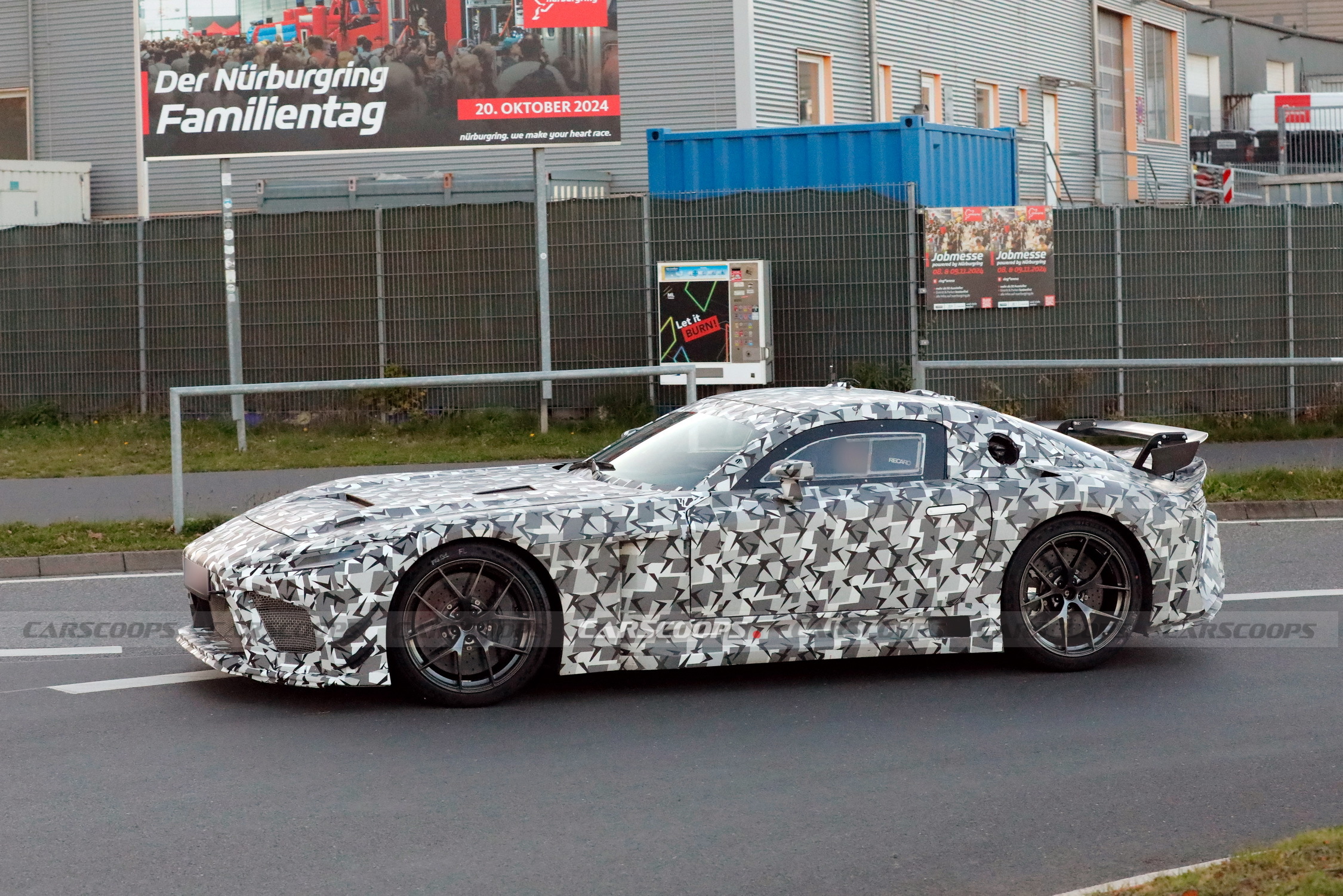 The Lexus LFR’s Hybrid V8 Doesn’t Come Close To Matching LFA’s ...