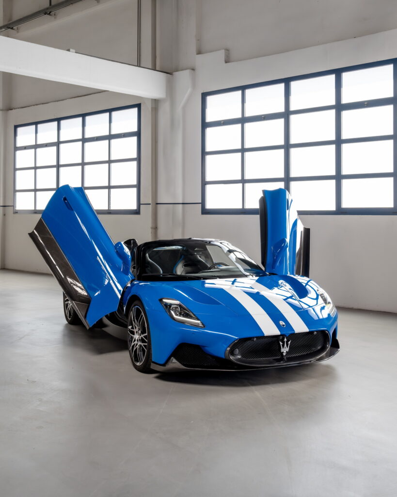 A One-Off Maserati MC20 That Only The Maserati Family Could Own | Carscoops