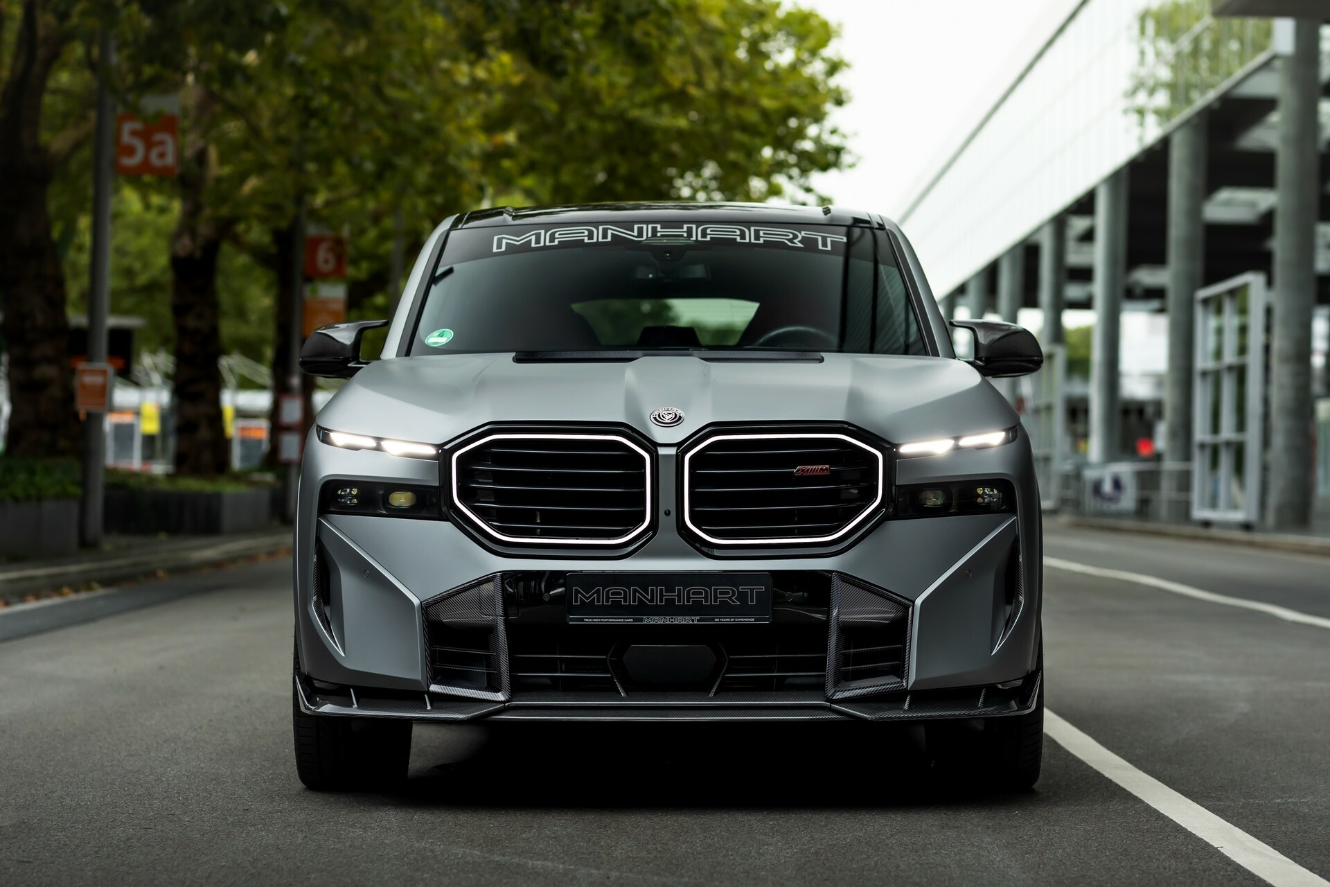 Manhart’s Latest BMW XM Packs An 888HP Punch | Carscoops