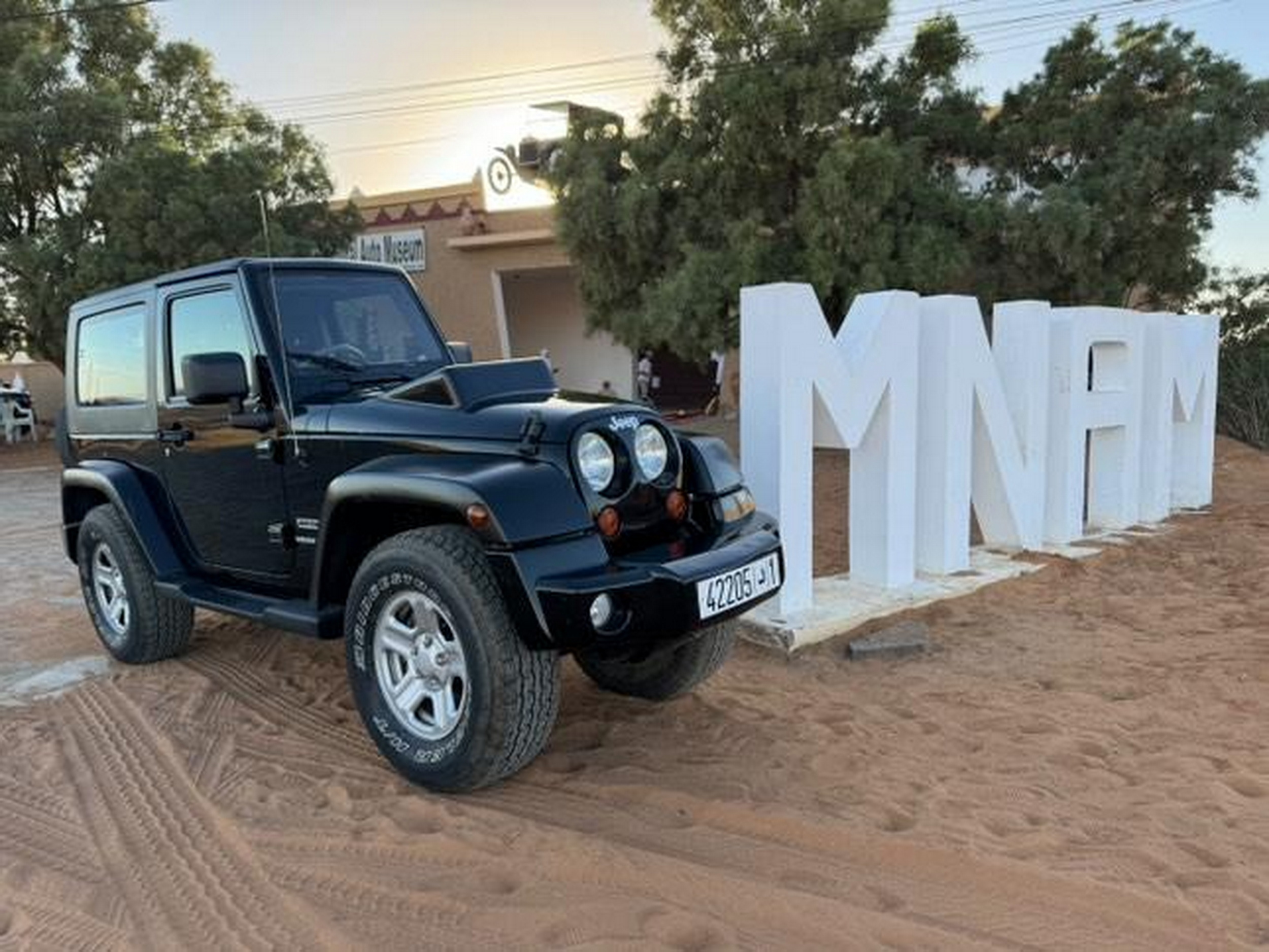 World’s Skinniest Jeep Wrangler Is A Real-Life Little Tikes Cozy Coupe ...