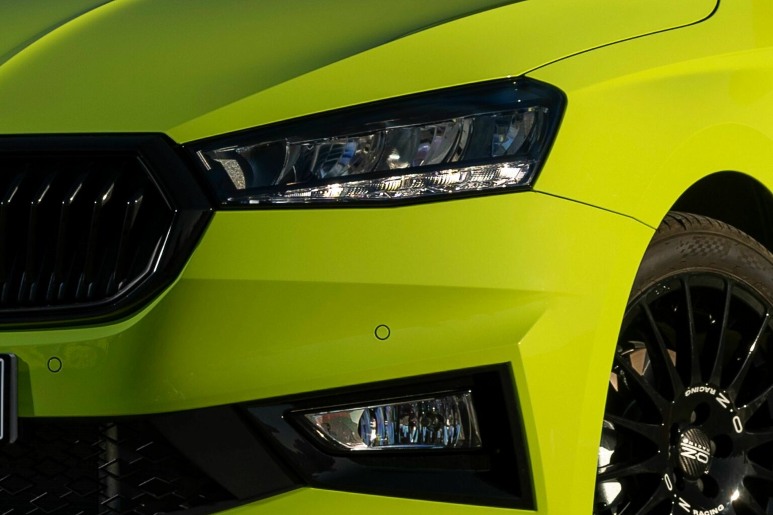 Skoda Fabia Gets Into Hot Hatch Territory With 188 HP Rally2 Limited ...