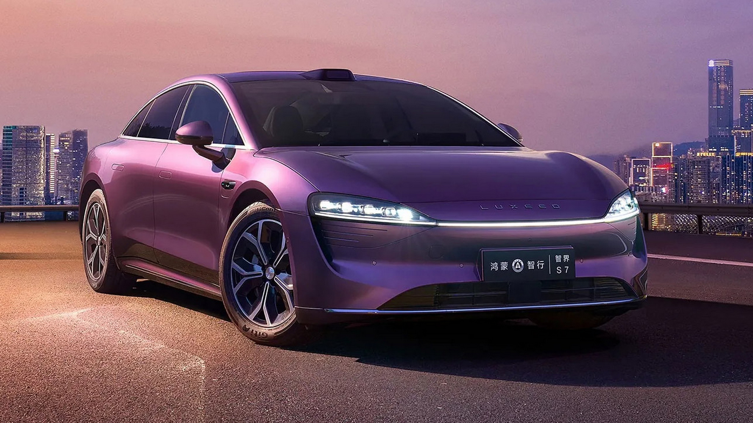 Huawei’s Updated Luxeed S7 Undercuts Rival Tesla Model 3 | Carscoops