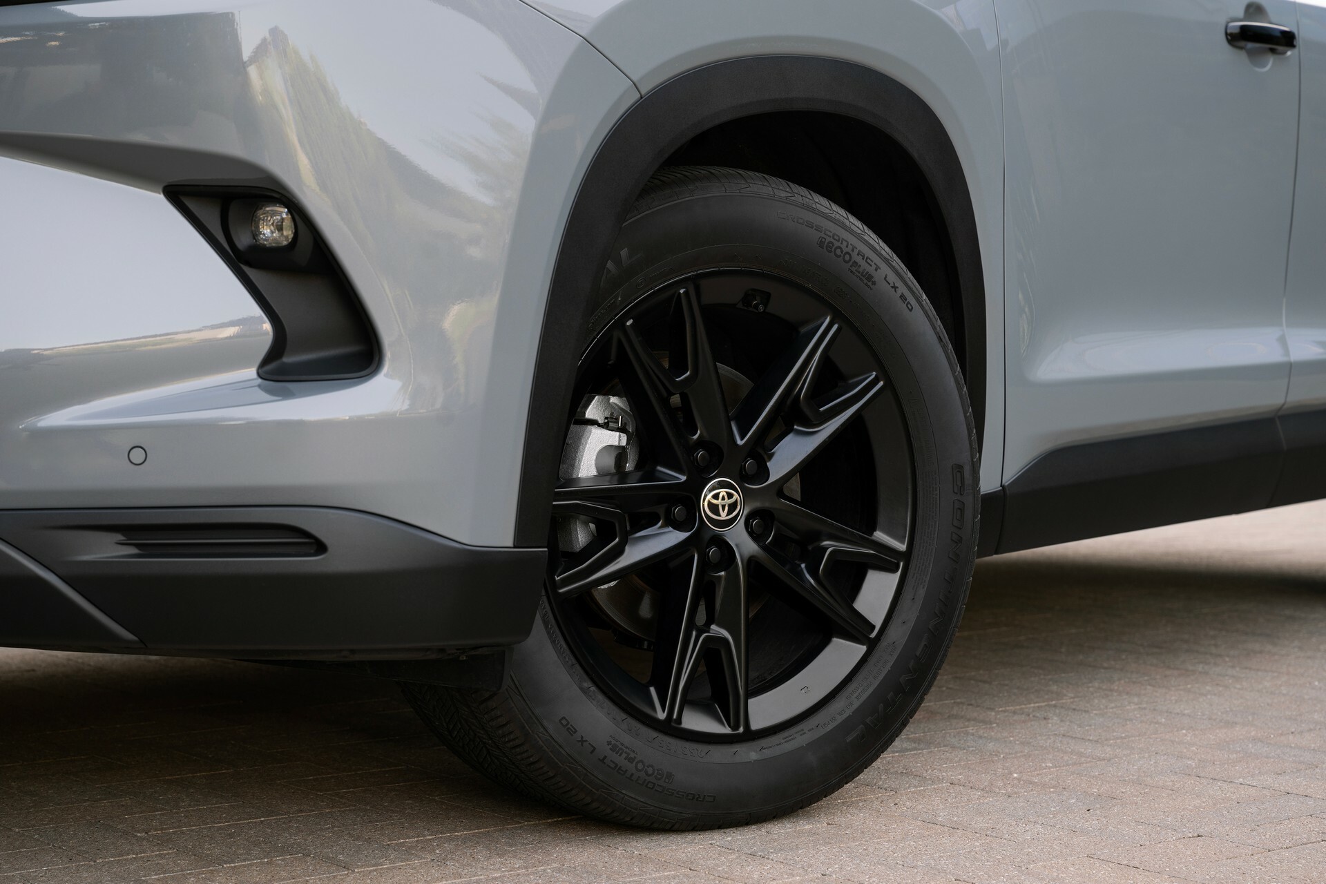 2025 Toyota Grand Highlander Is $2,460 Cheaper, Adds Blacked-Out ...