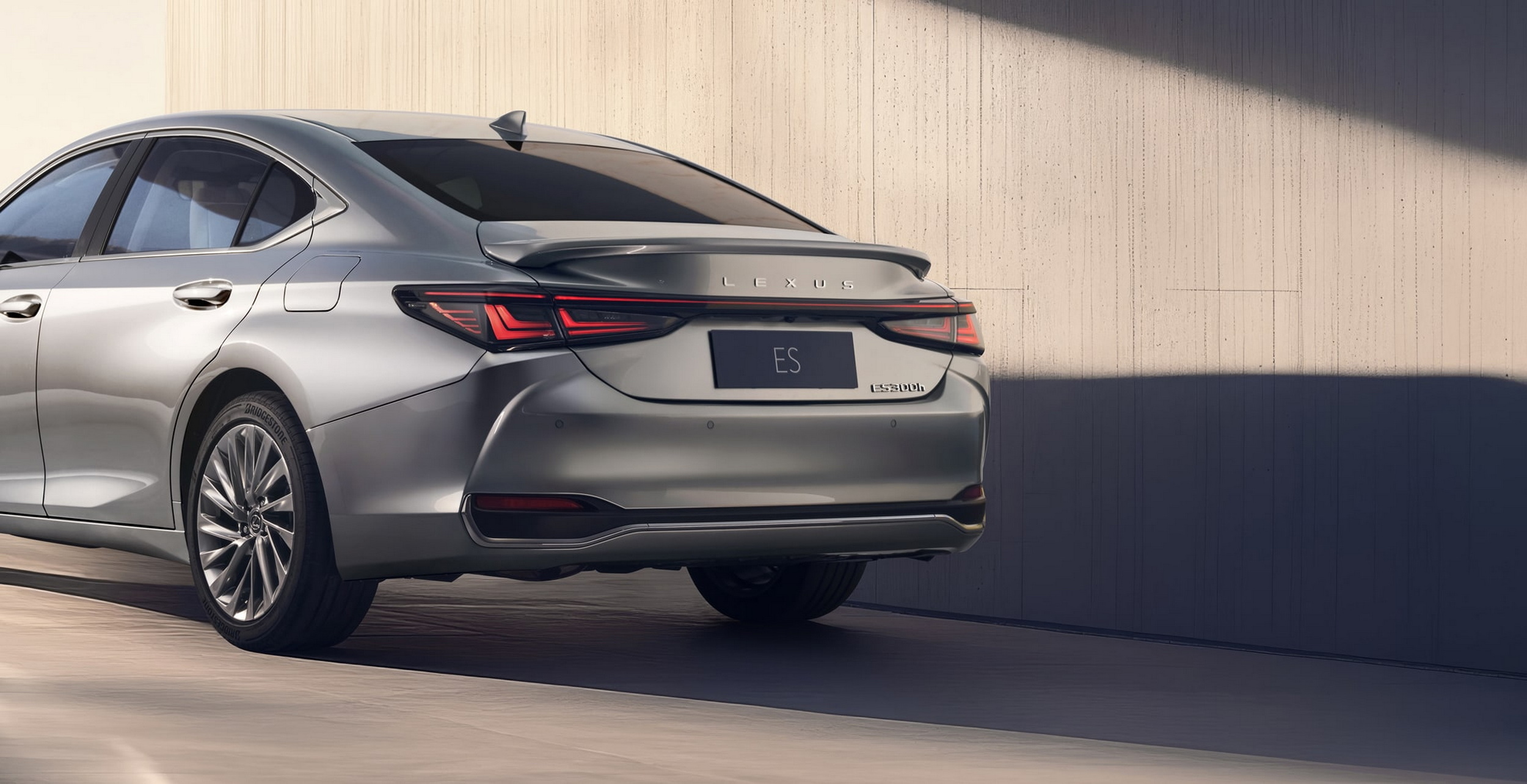 2026 Lexus ES Debuts With A Bigger Display And Mild Tweaks In China ...