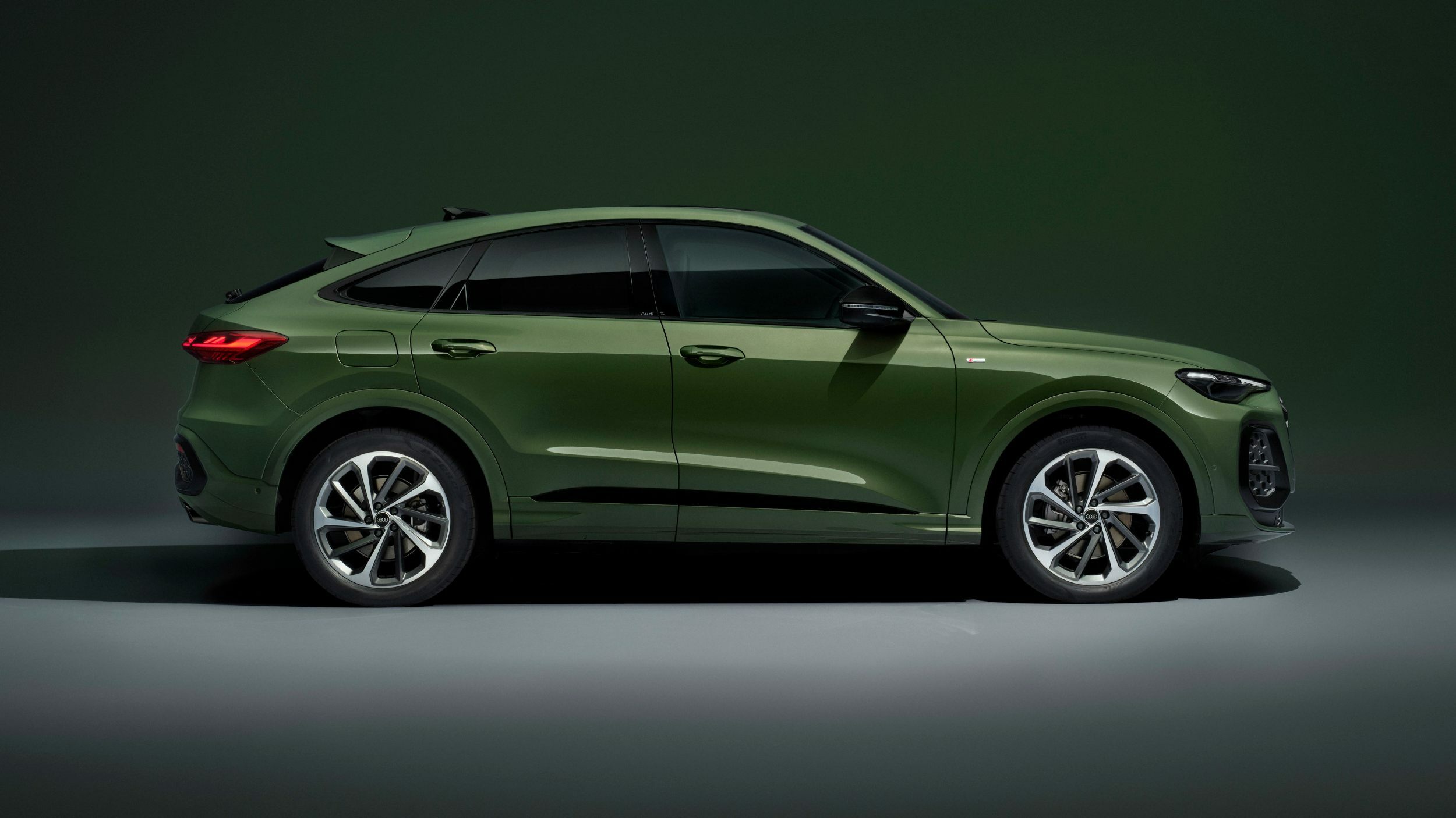 2025 Audi Q5 Sportback Looks More Coupe-ish, SQ5 Drops Diesel For Gas ...