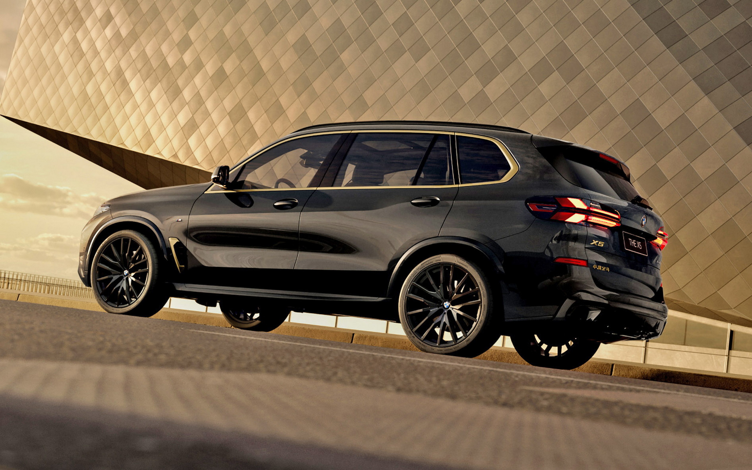 New X5 Dark Flame Edition Is BMW’s Gold Standard For China | Carscoops