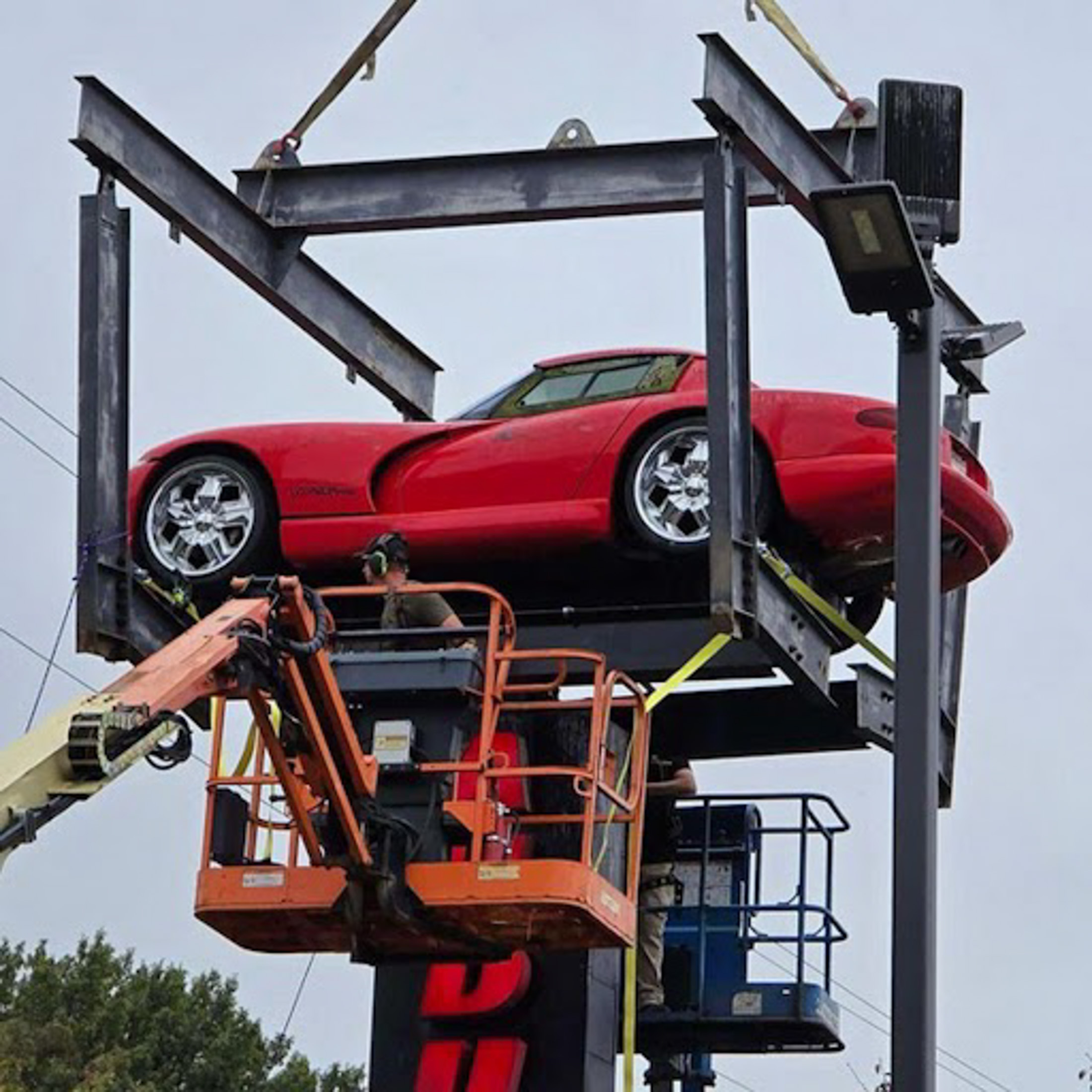 Brand New Dodge Viper Spent 28 Years On Top Of A Dealer Sign | Carscoops
