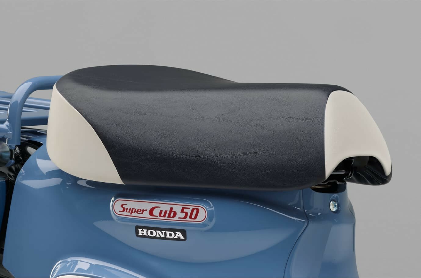 Honda Super Cub 50 Final Edition Is An Awesome, Retro-Inspired Sendoff ...