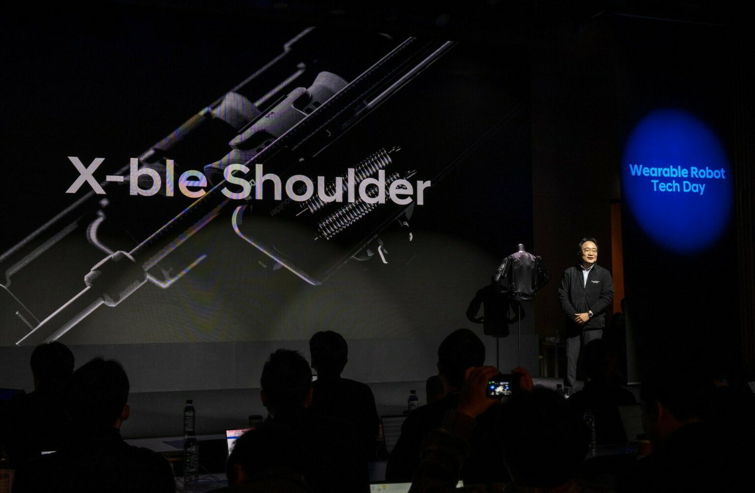 Hyundai’s Wearable Robotic Shoulder Coming To A Mechanic Near You ...