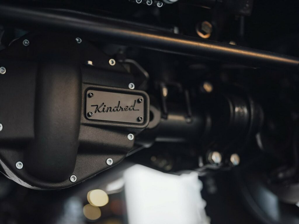 Kindred Motorworks’ Latest Bronco Restomod Is An All-Black Beast ...
