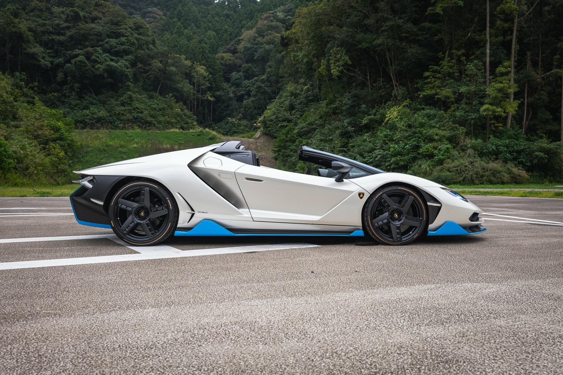 White And Blue Lamborghini Centenario Roadster Celebrates Ferruccio’s ...