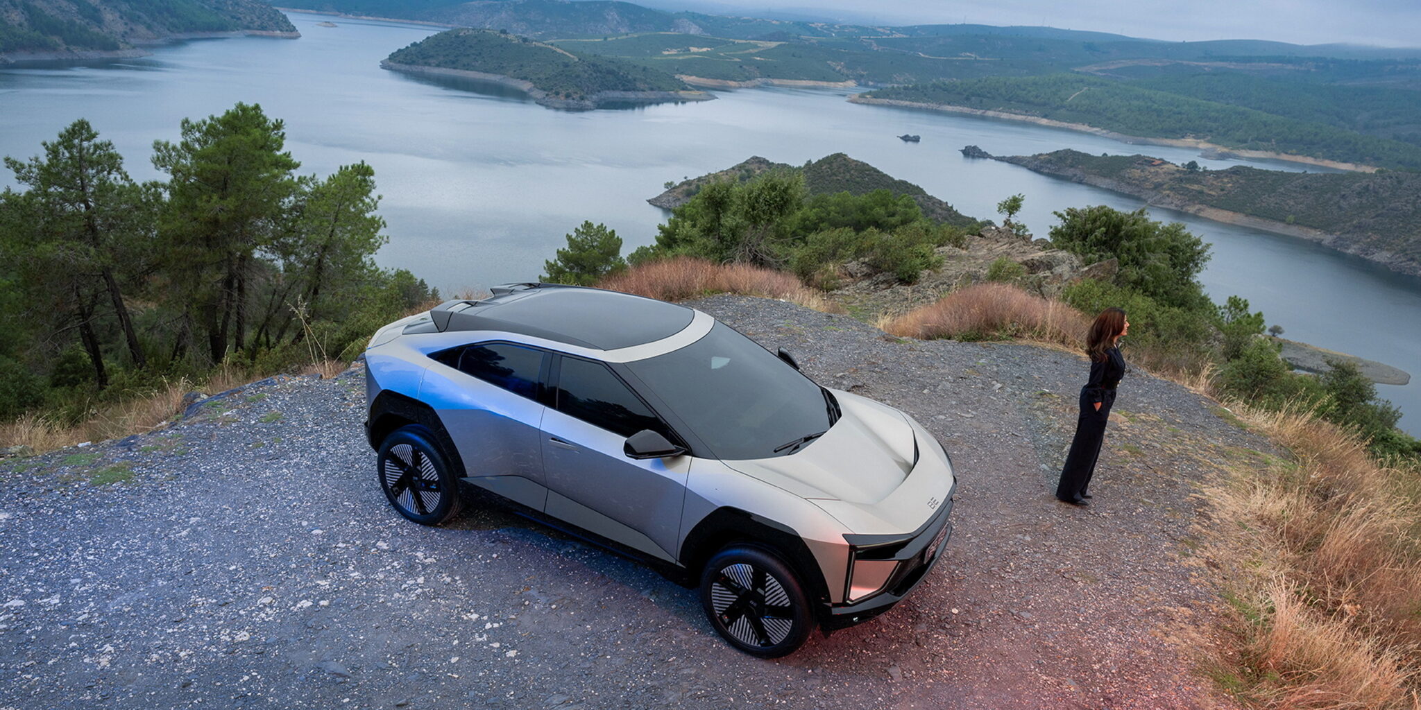 Mahindra BE 6e (Get It?) And XEV 9e Electric Coupe SUVs Debut With ...