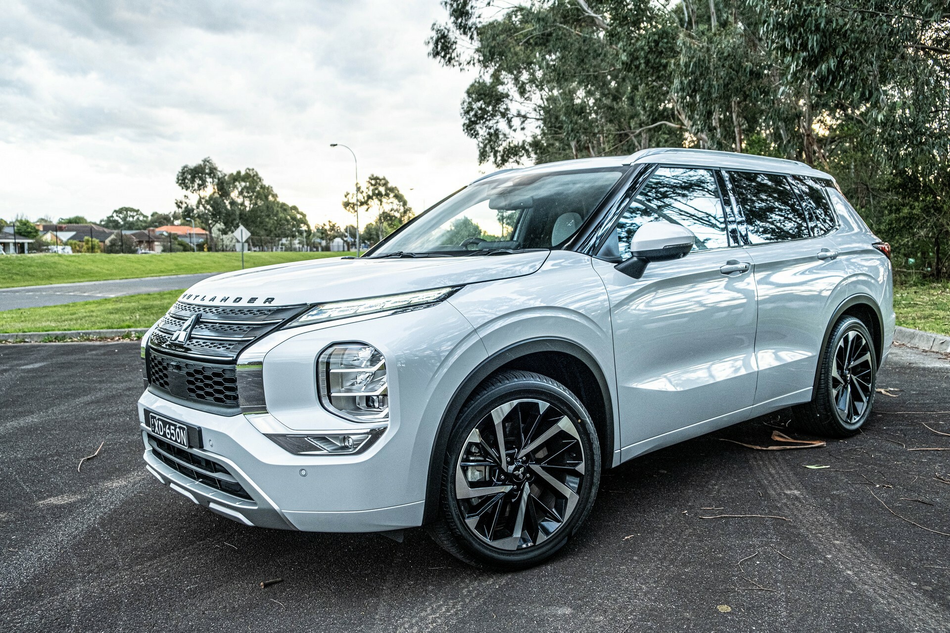 2024 Mitsubishi Outlander Exceed Review: A Good, But Not Great, SUV ...