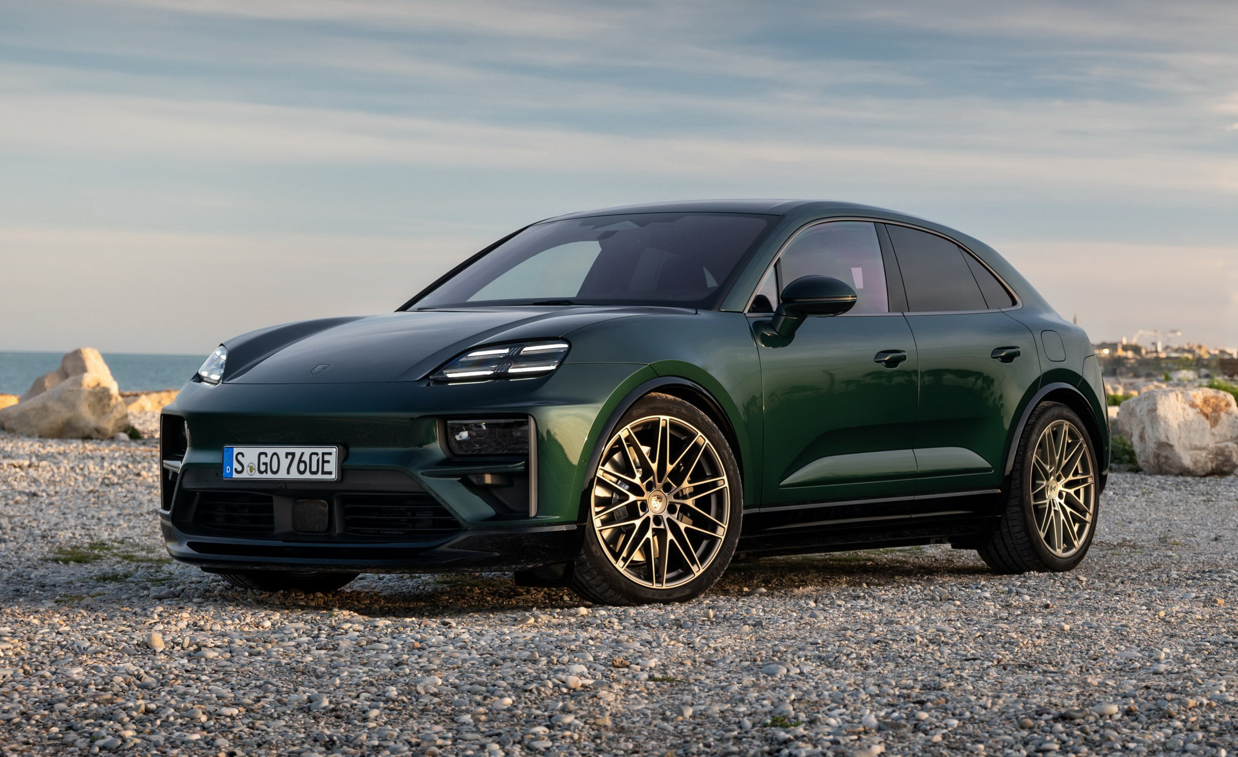 Porsche To Sell ICE Macan In The US “For The Foreseeable Future ...