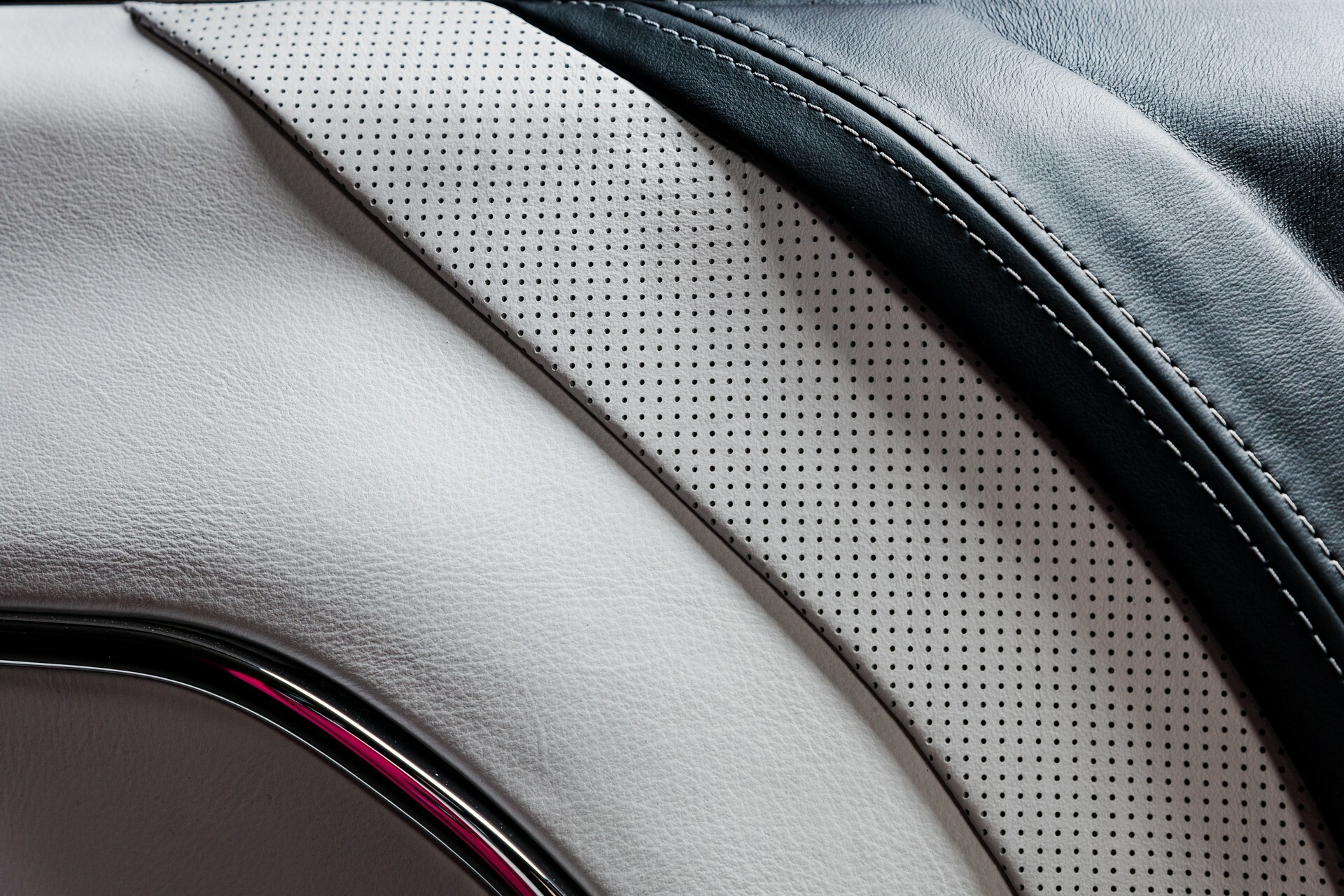 Ringborthers’ Pink ‘Cuda Packs A Hellcrate V8 And A Whole Lot Of ...