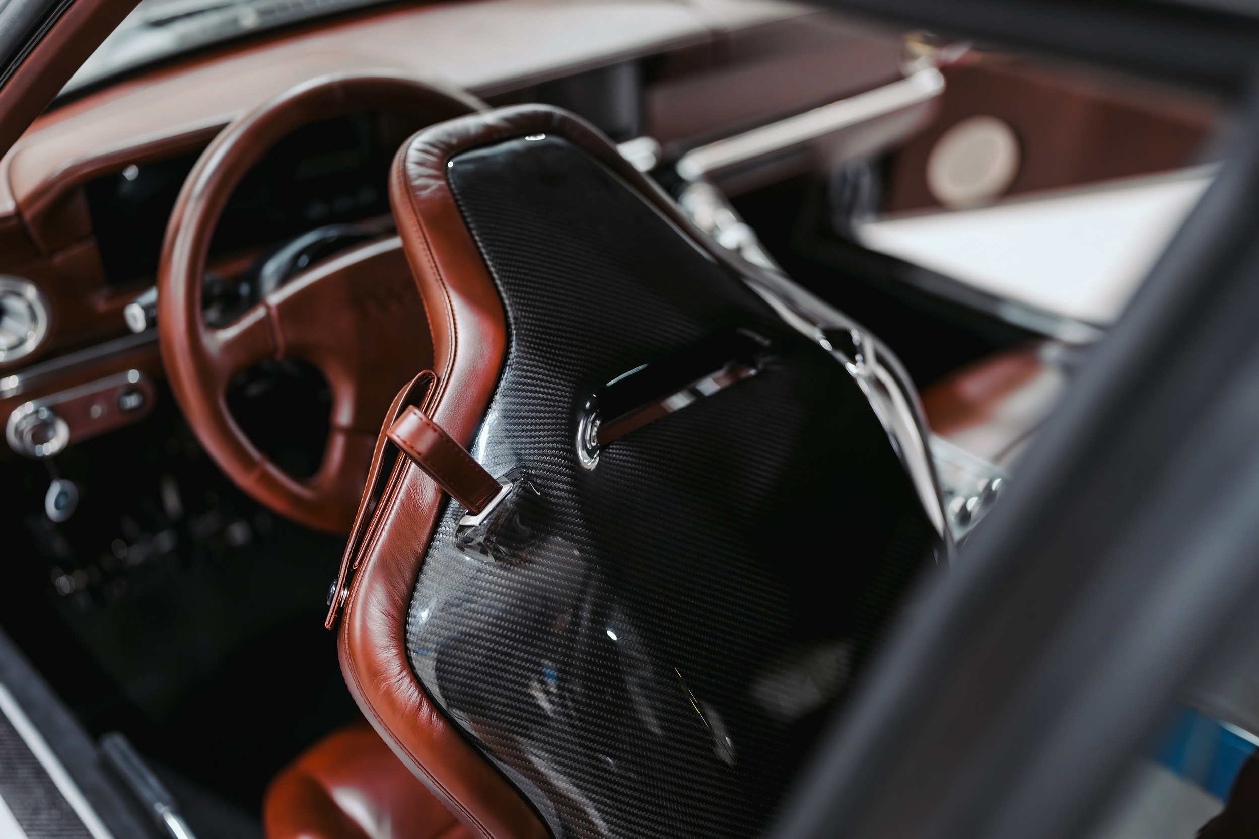 TWR Supercat Unleashes The Beast Within The Jaguar XJS With 660 HP V12 ...