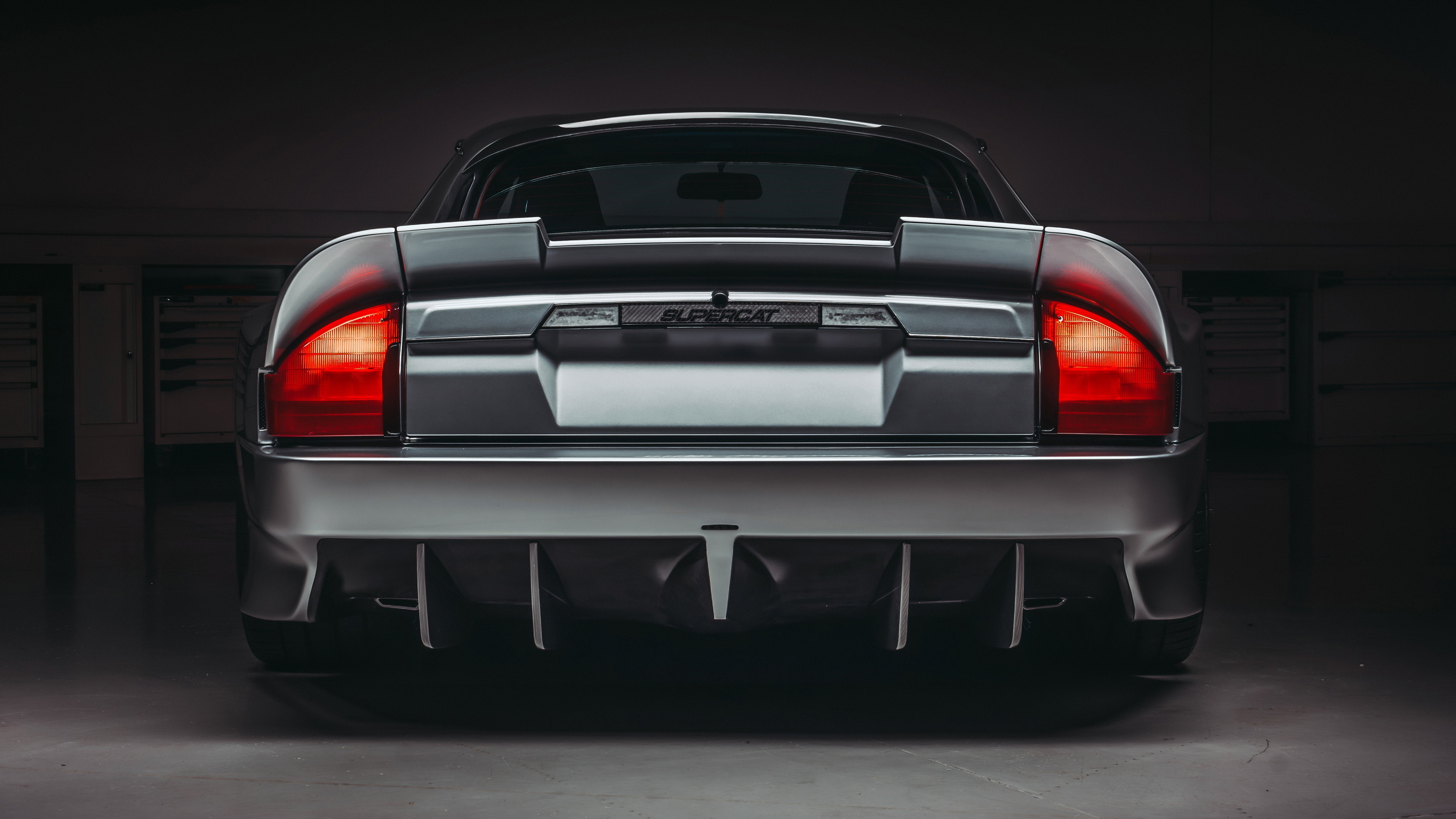 TWR Supercat Unleashes The Beast Within The Jaguar XJS With 660 HP V12 ...