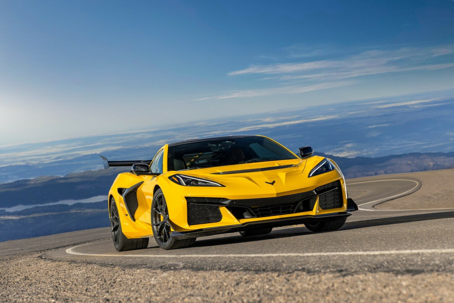 $1,100 More Than The Corvette E-Ray Gets You 66 Extra Horsepower And A ...