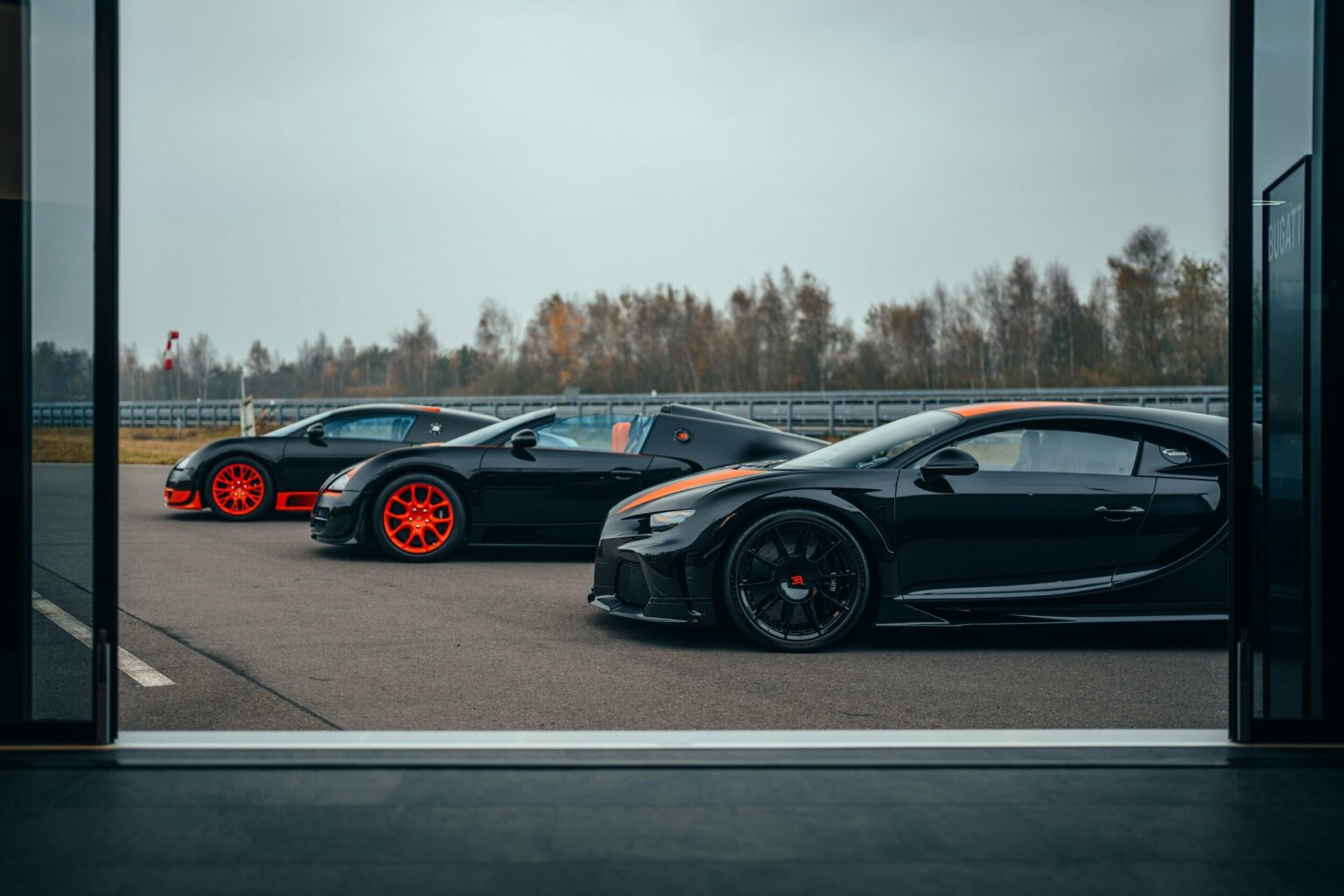 This Billionaire Owns Every World Record Edition Bugatti Ever Made ...