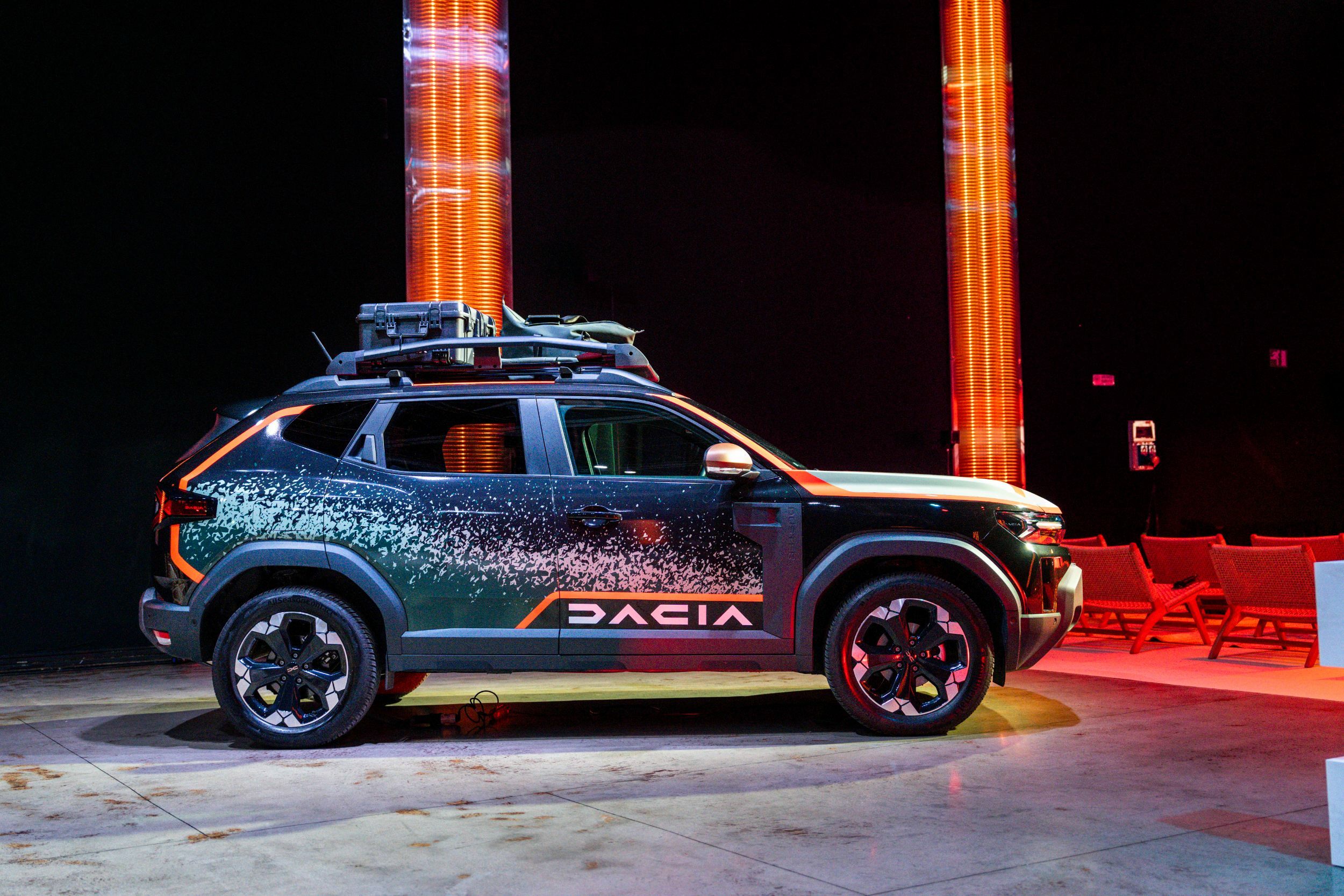 Dacia Duster Soul Of Dakar Concept Could Inspire Future Special Edition ...