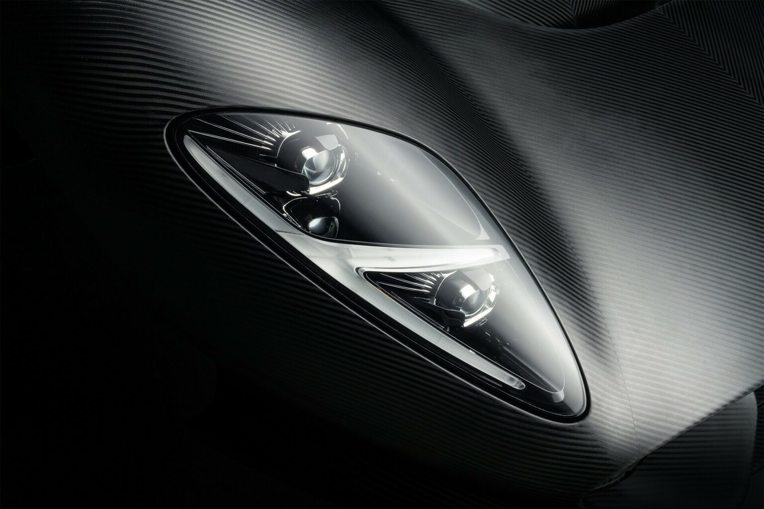 De Tomaso Unveils First Production-Spec P72 Hypercar | Carscoops