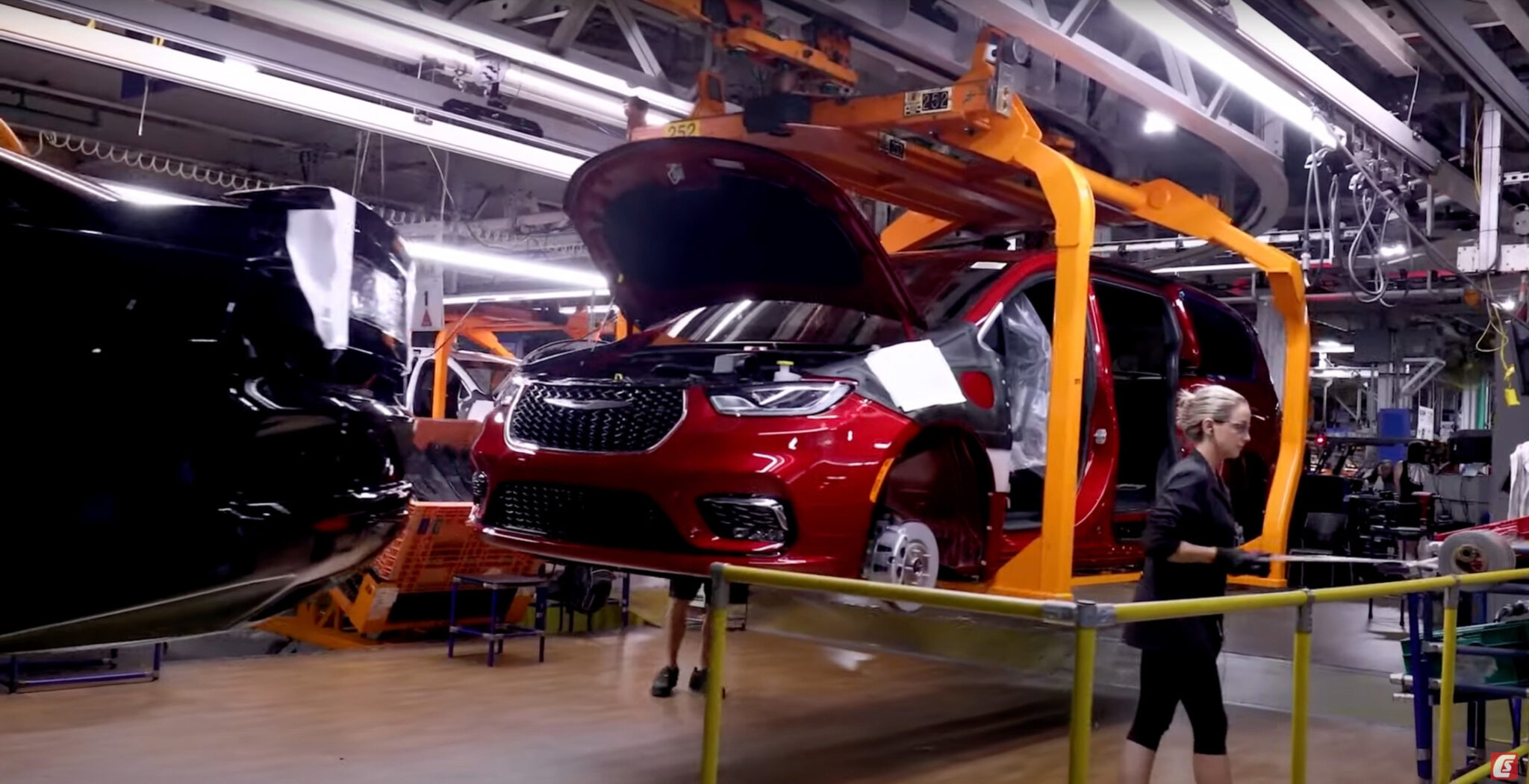 See How Stellantis Builds The 2025 Dodge Charger Daytona | Carscoops