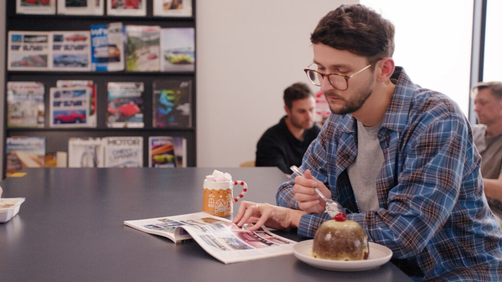 Santa’s Proposed New Sleigh Is A Ford Ranger Raptor With Thrusters And ...