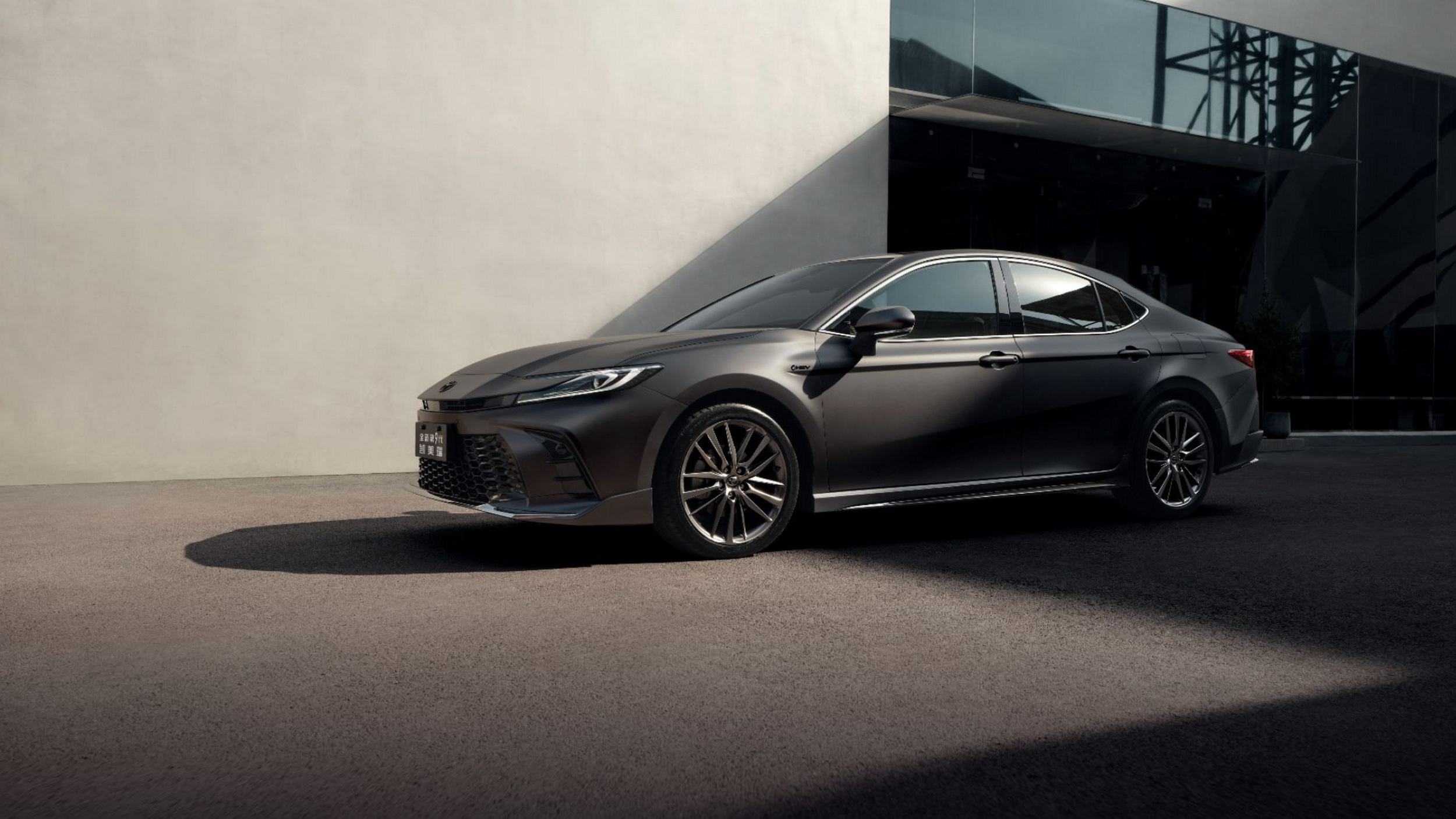 Toyota Camry Glorious Edition (Yes, Really) Is A Chinese Special With ...
