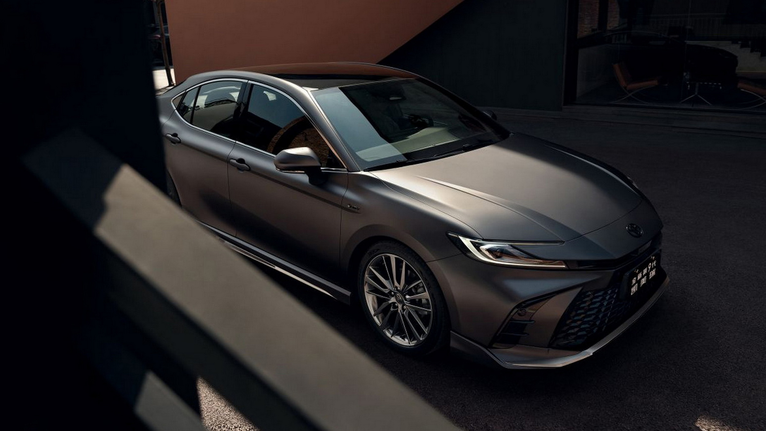 Toyota Camry Glorious Edition (Yes, Really) Is A Chinese Special With ...