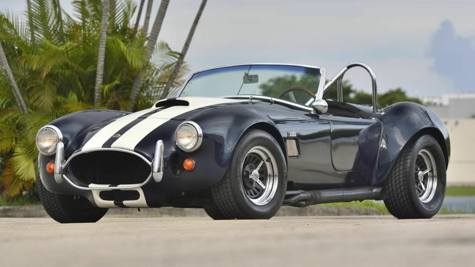 You Can Buy The Shelby Cobra Replica From The Original Bad Boys Film ...