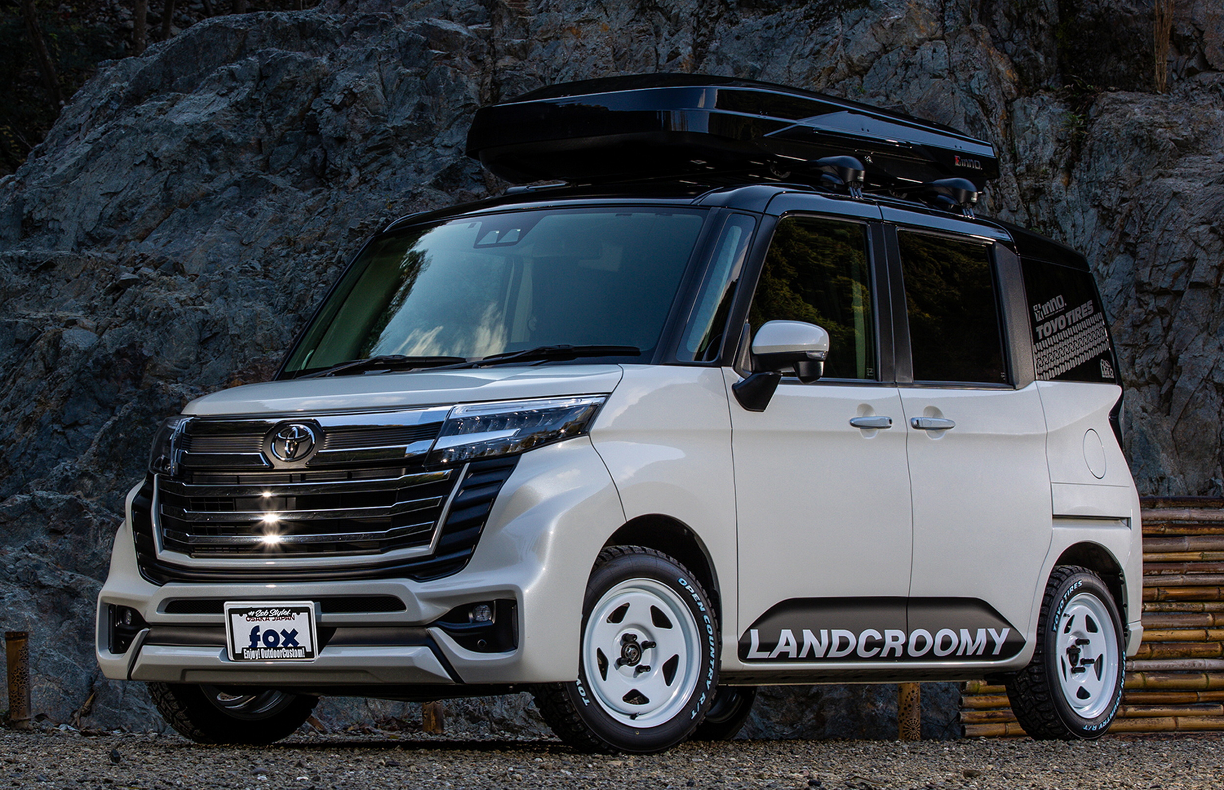 Tiny Toyota Minivan Thinks It’s A Land Cruiser And We’re Weirdly Into ...