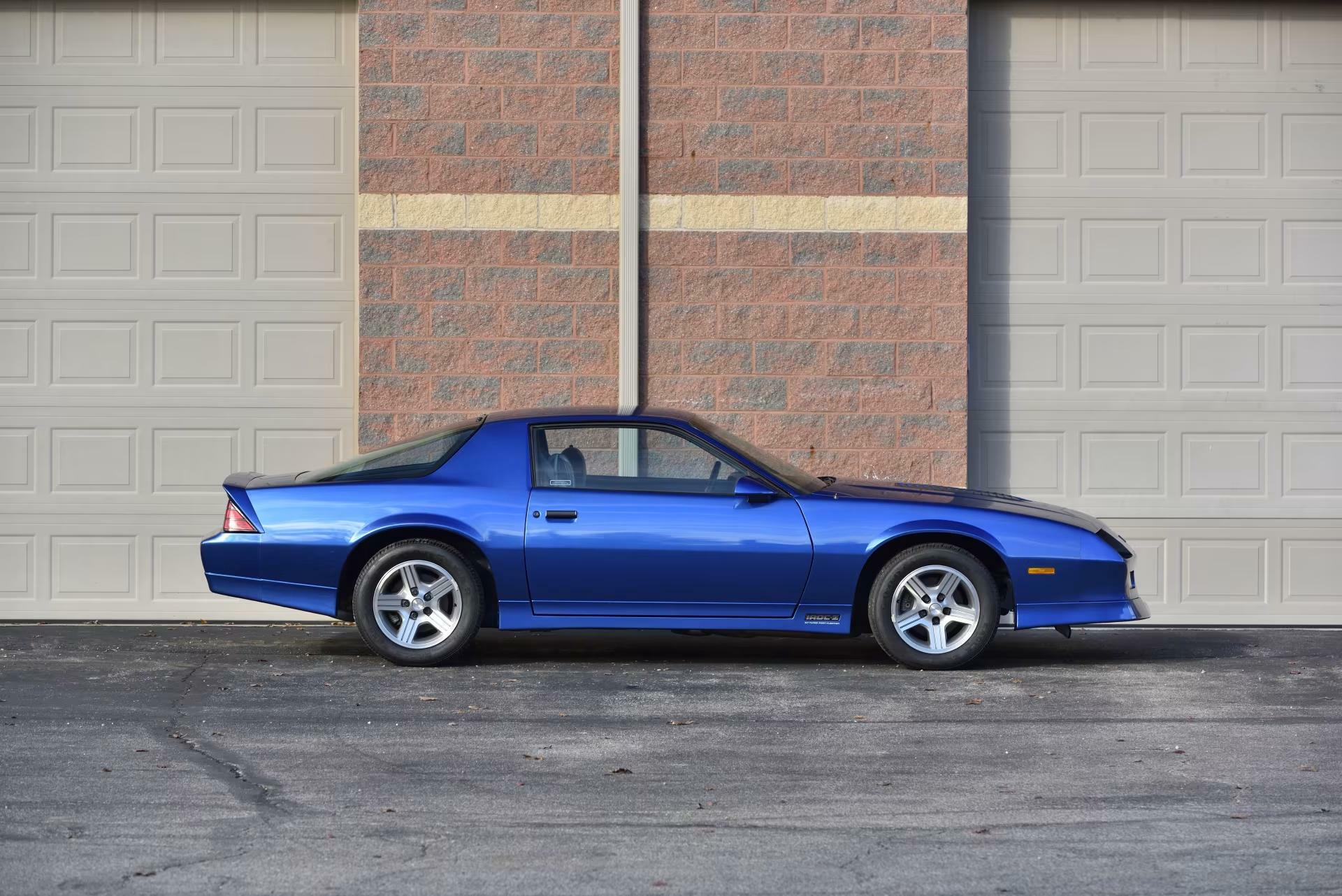 Brand New 1990 Camaro IROC Z 1LE Hidden In A Basement For 35 Years ...