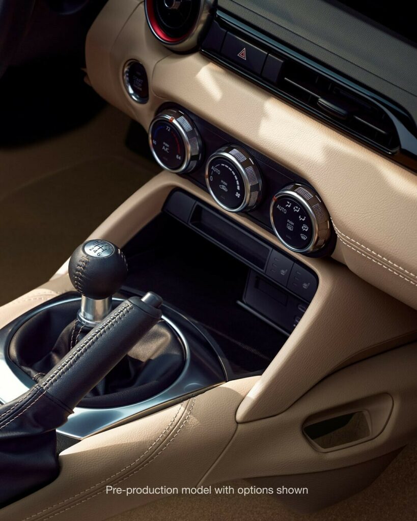 2025 Mazda MX-5 Miata 35th Anniversary Edition Is A Springtime Treat ...
