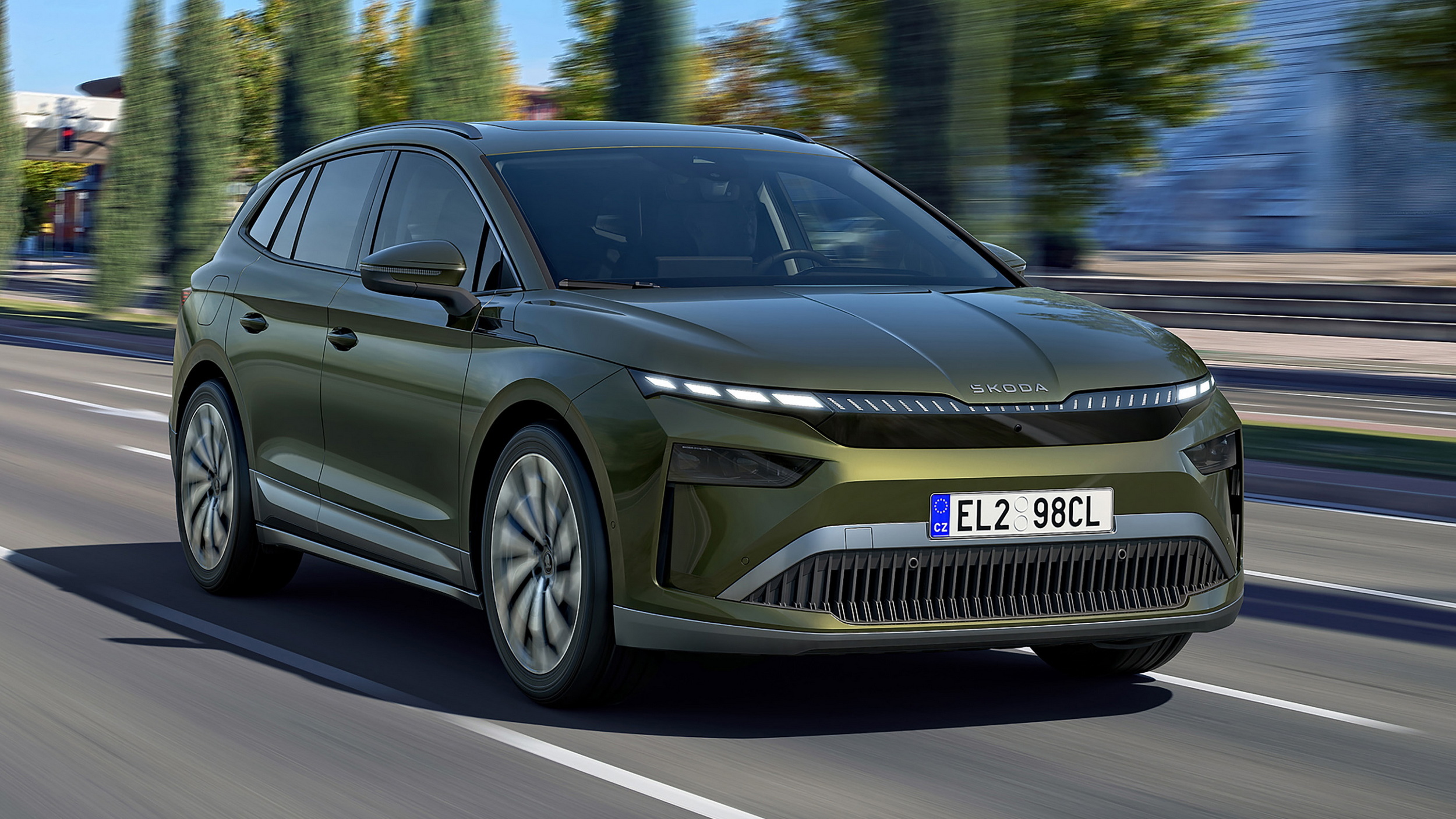 2025 Skoda Enyaq Facelift Boasts New Looks And Up To 365 Miles On A ...
