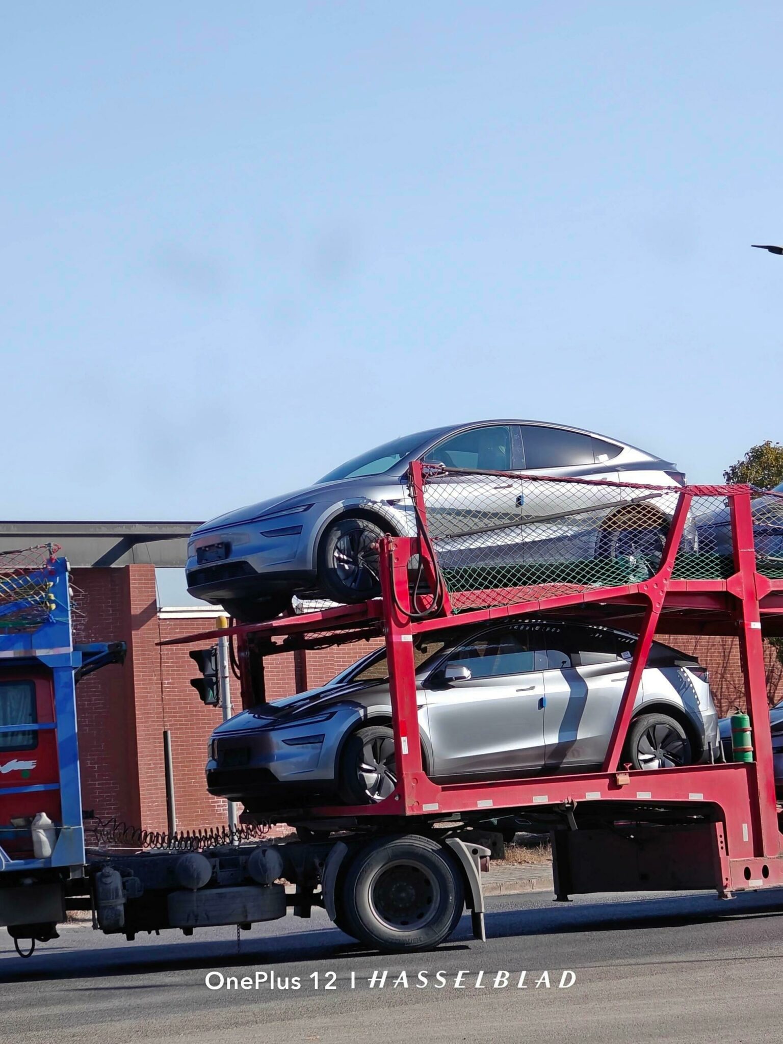 New Real-Life Pics Of 2025 Tesla Model Y ‘Juniper’ | Carscoops