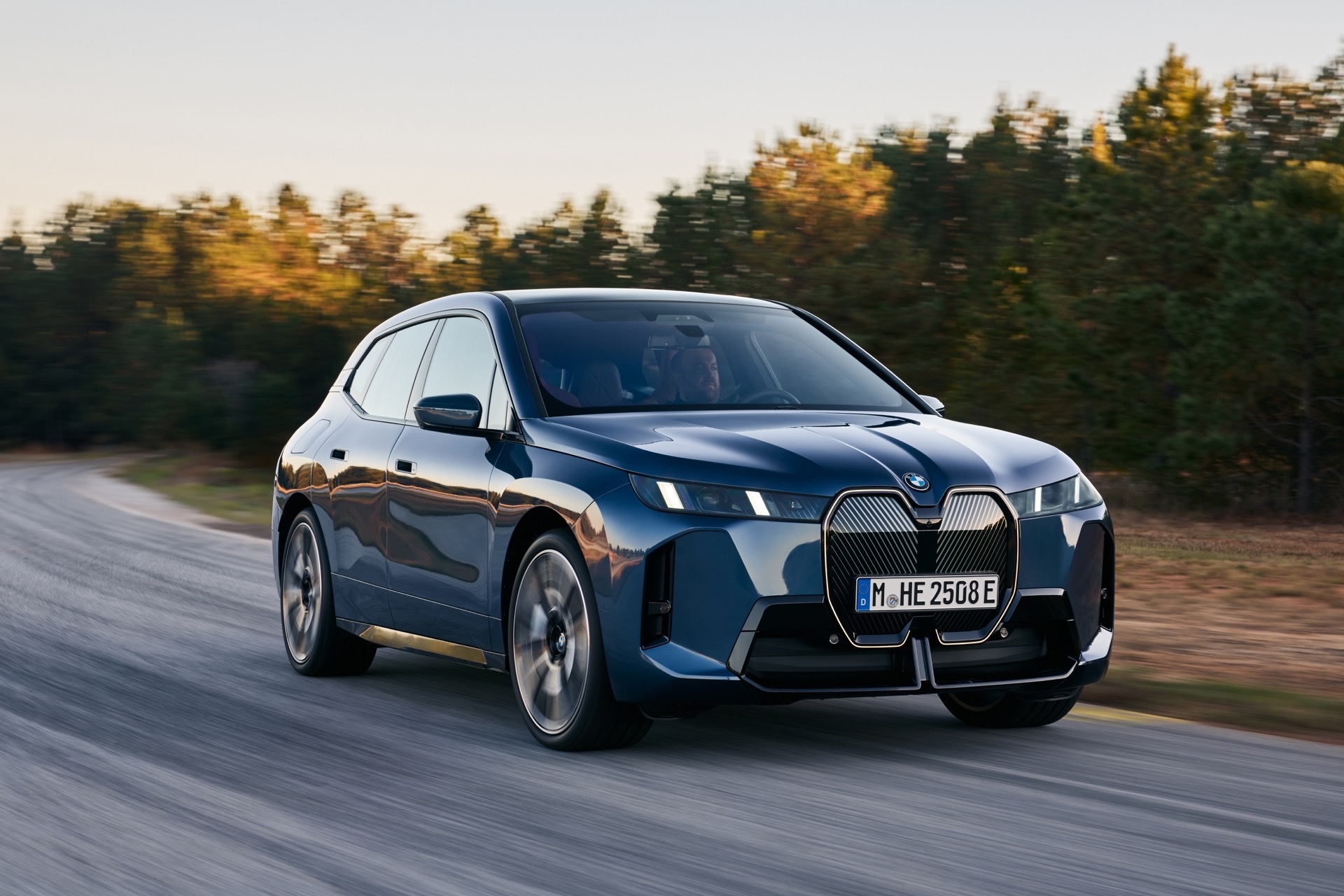 BMW Bumps 2026 iX Driving Range Up To 364 Miles | Carscoops