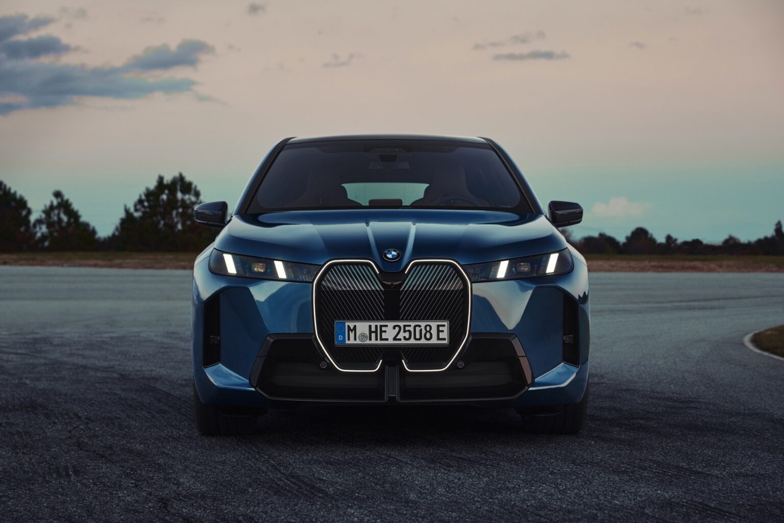 BMW Bumps 2026 iX Driving Range Up To 364 Miles | Carscoops