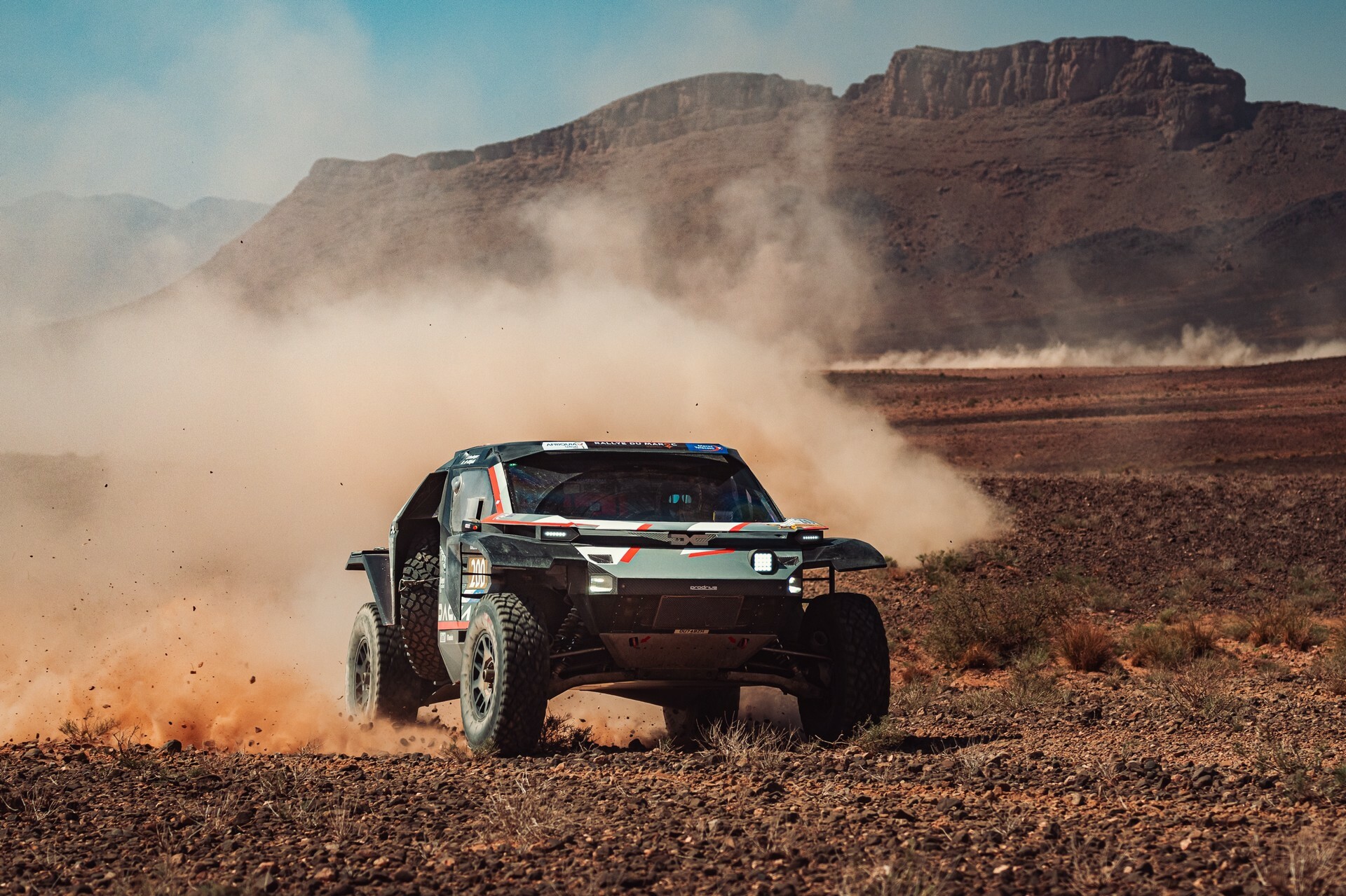 Dacia’s Three Sandriders To Fight For Victory At 2025 Dakar | Carscoops
