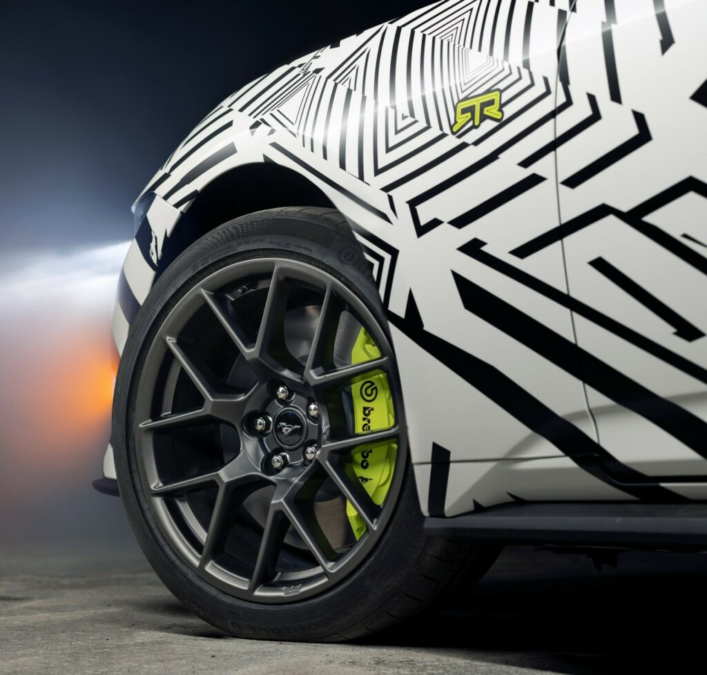 New 4-Cylinder Ford Mustang RTR Goes Hardcore With Dark Horse Parts ...