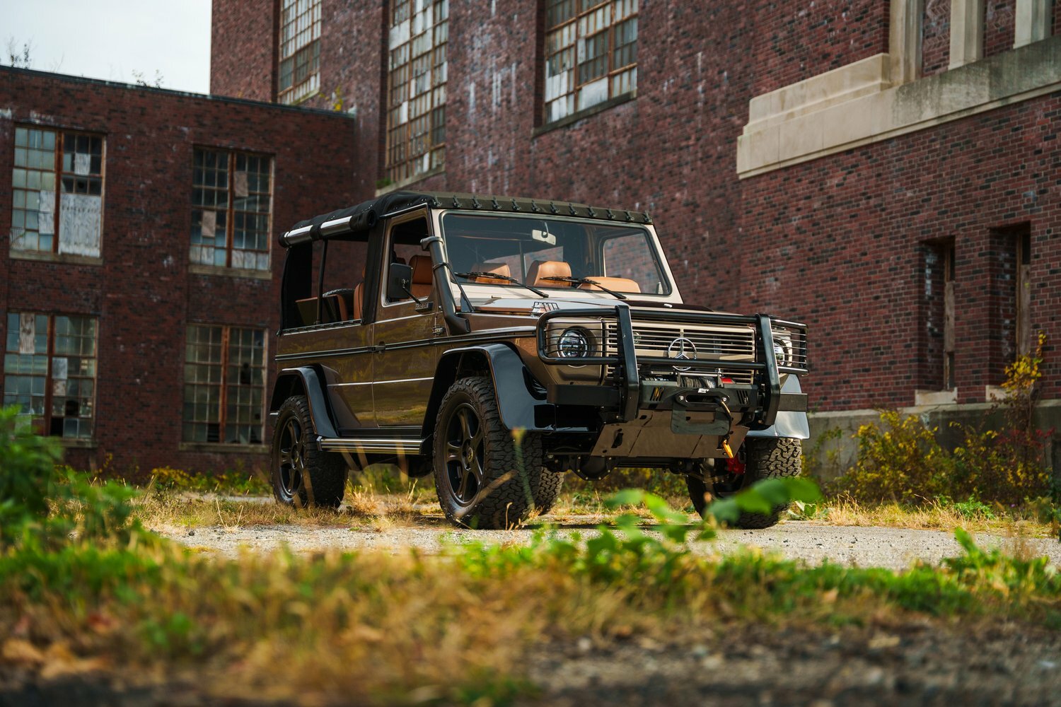 Rusty Old Mercedes G-Wagen Turned Into A Retro-Modern Off-Roader ...